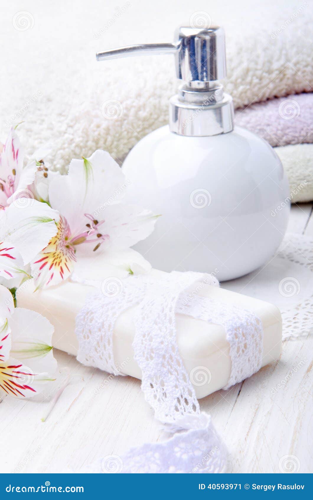 Spa. Washing hands stock image. Image of cosmetics, good - 40593971
