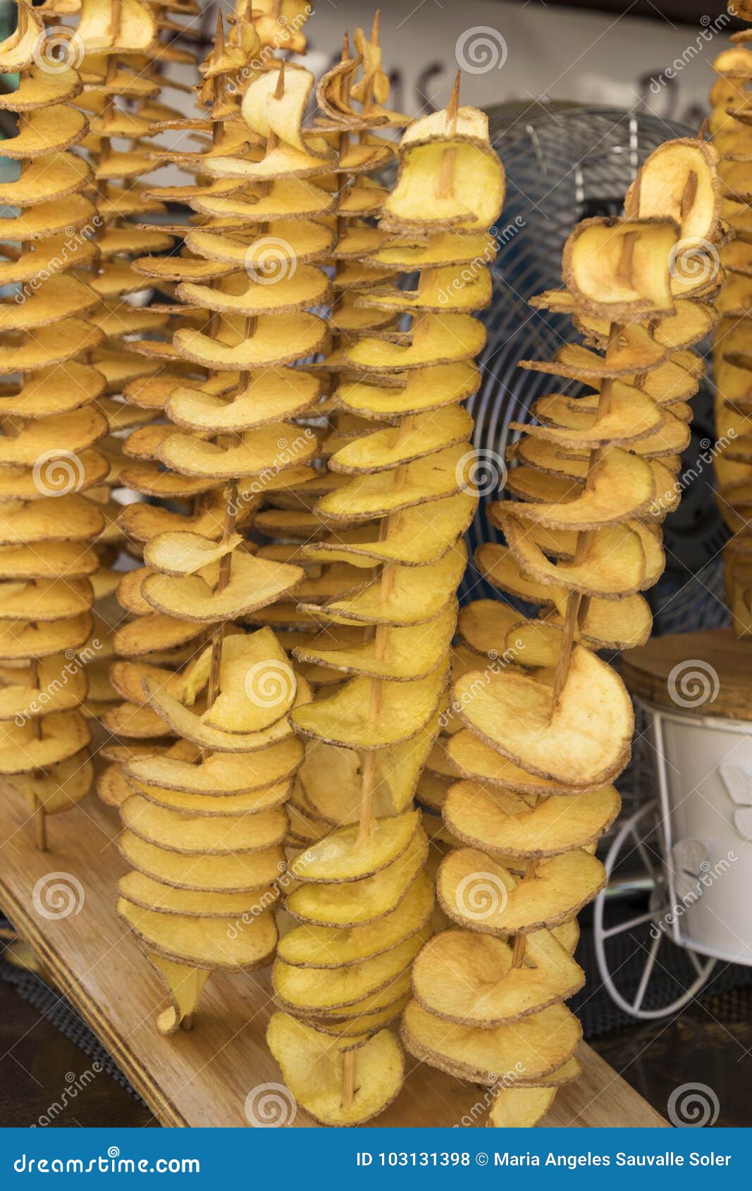 Spaanders stock foto. Image of aardappels, spaanders - 103131398