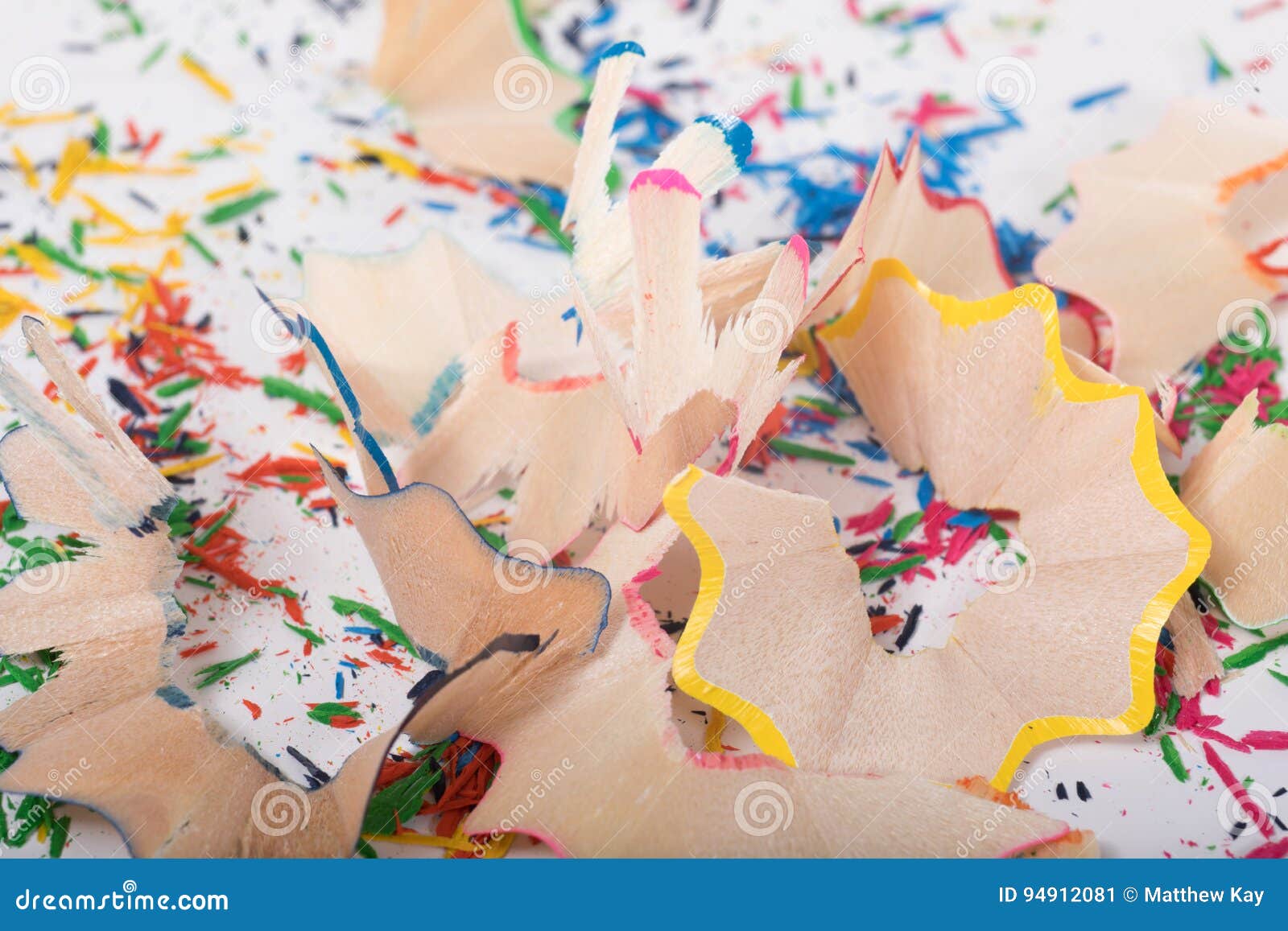 Spaanders Van Kleurenpotloden Stock Afbeelding - Image of kinderjaren ...