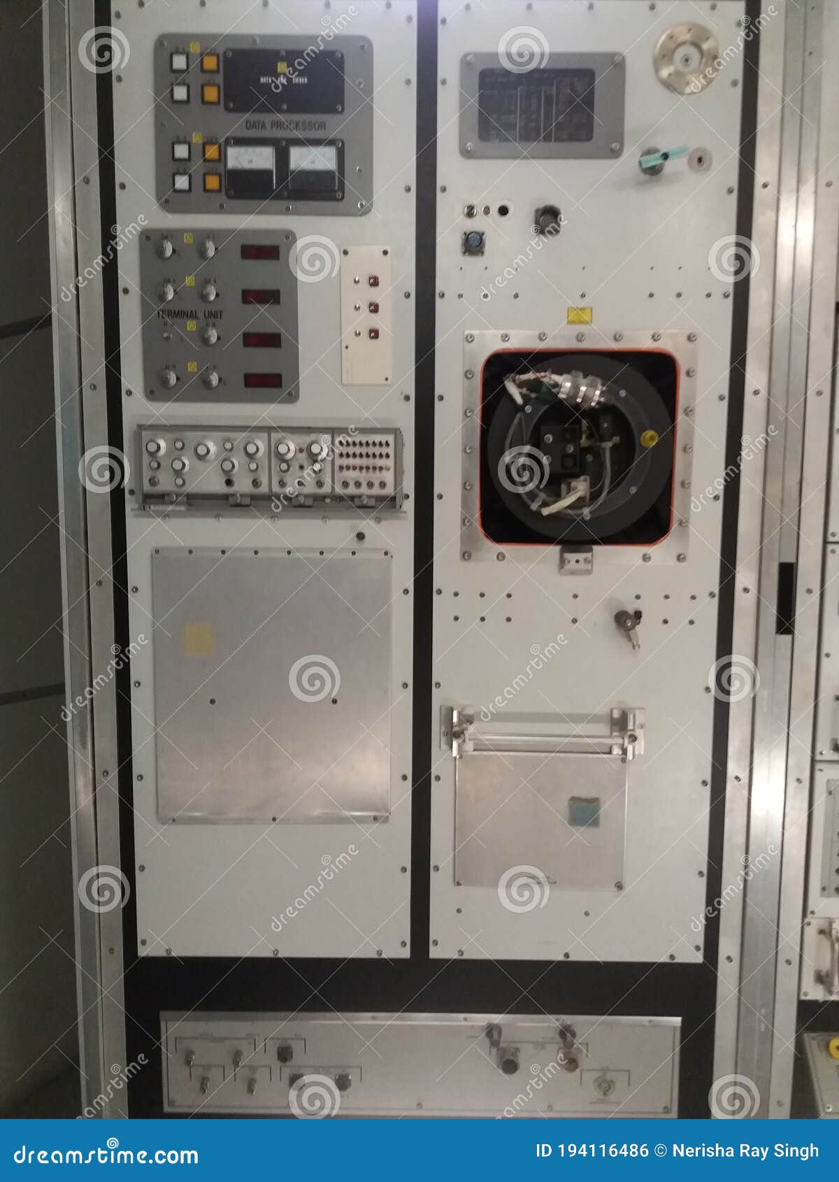 Space Expo - Internal View of Space Shuttle Editorial Photo - Image of ...