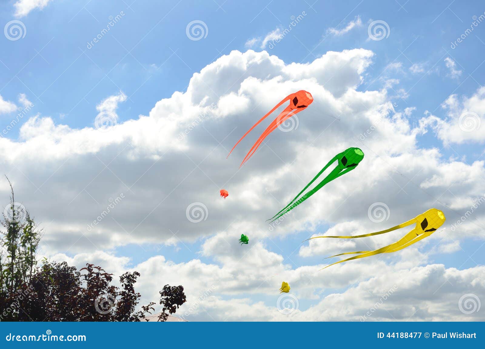 Space Invader Kites Above Trees Stock Image - Image of orange, nature ...