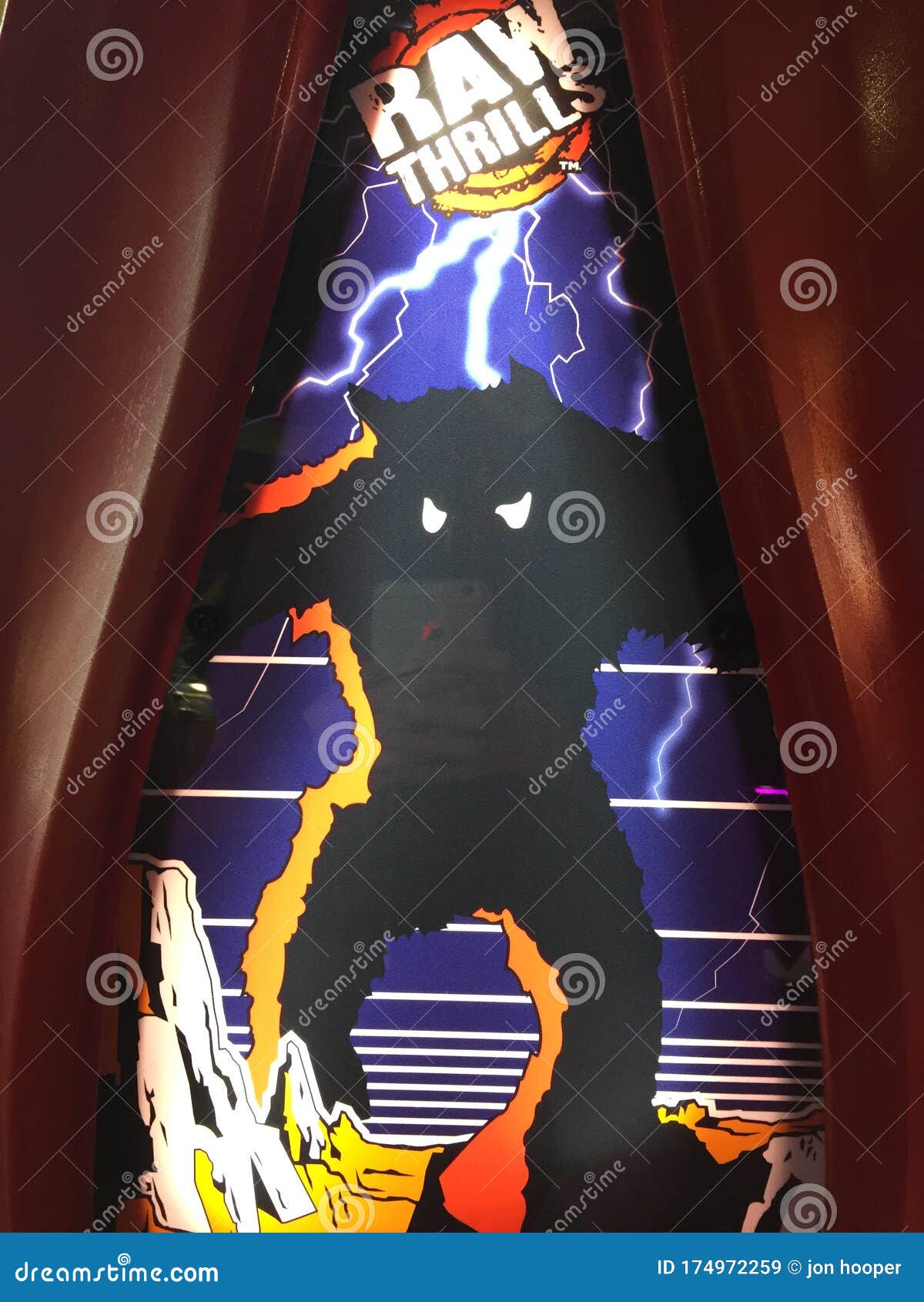 Space Invaders Classic Arcade Picture Editorial Stock Image - Image of ...