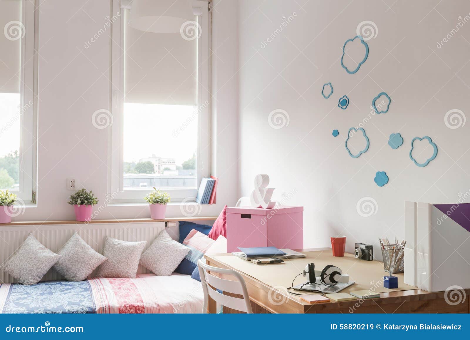 Space for Learning and Sleeping Stock Image - Image of residence ...