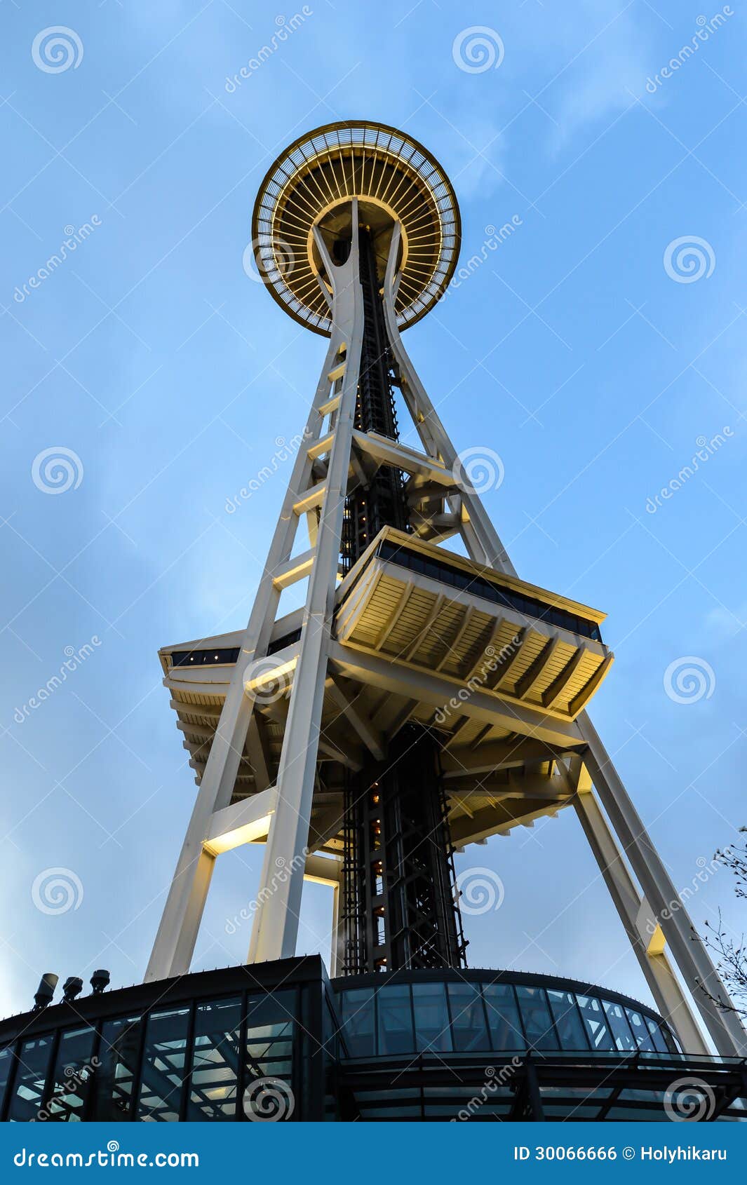 Space Needle editorial photo. Image of mountain, landmark - 30066666