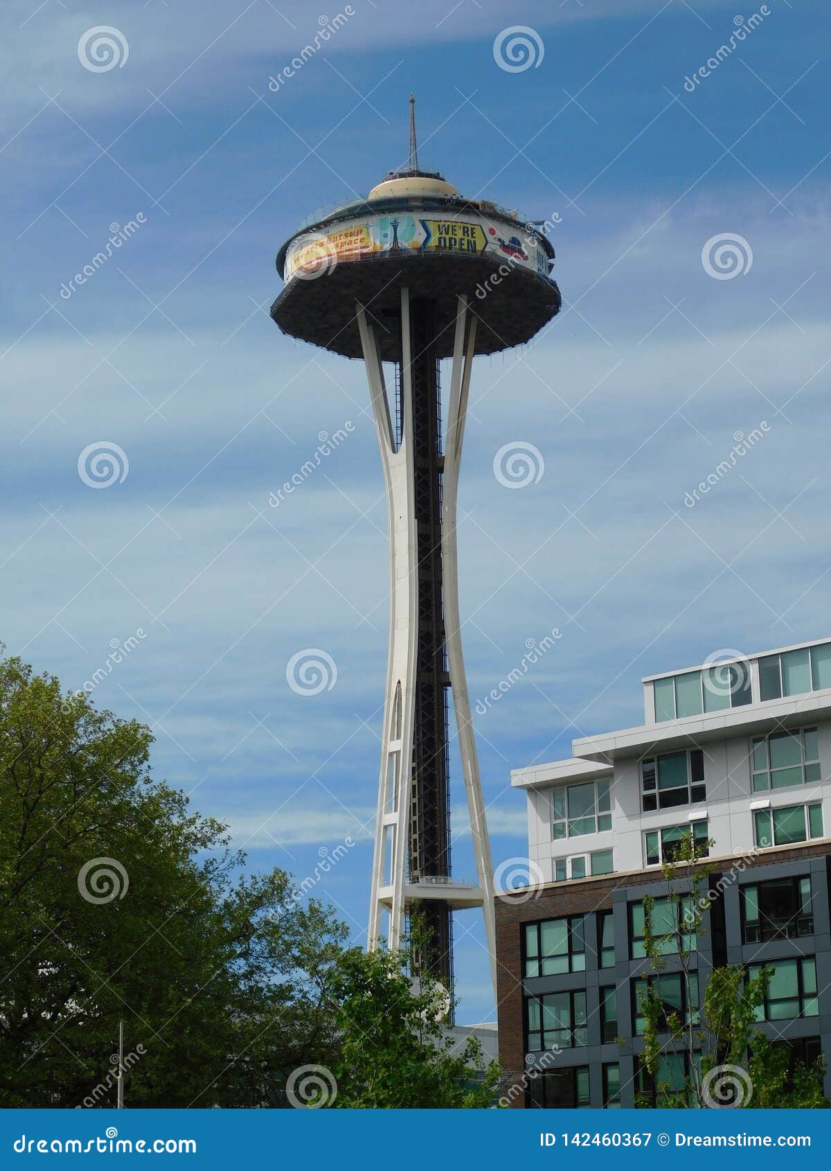 Space Needle Seattle editorial photography. Image of landmark - 142460367