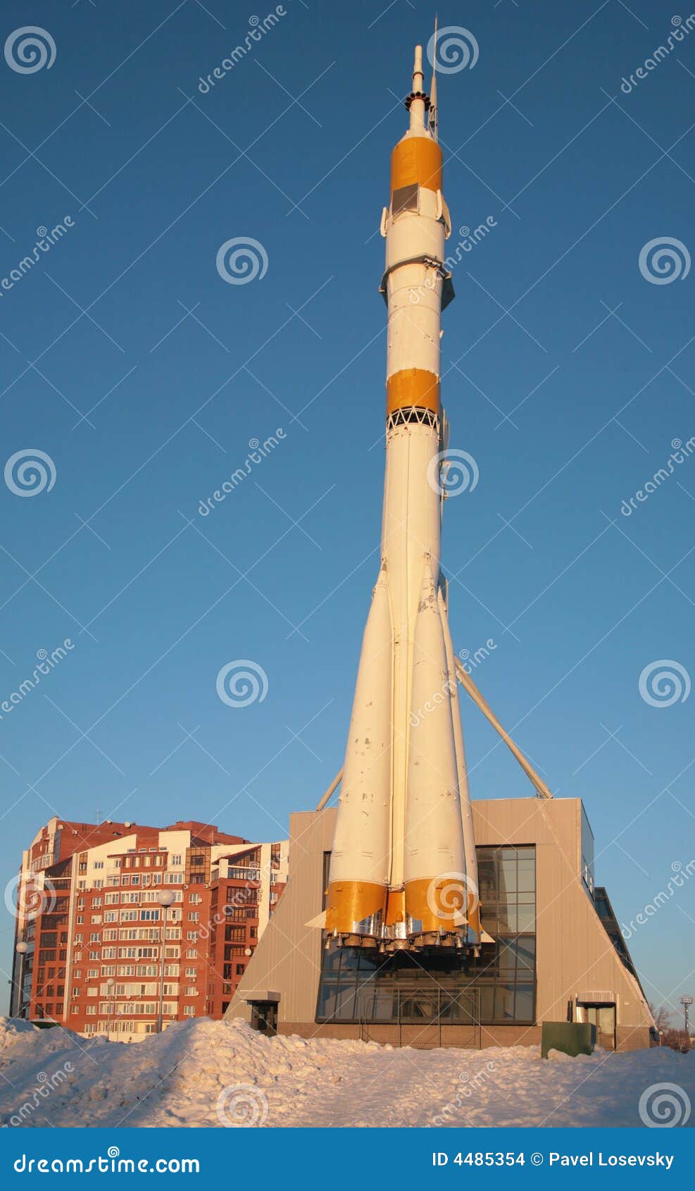 Space rocket - monument editorial stock image. Image of explore - 4485354