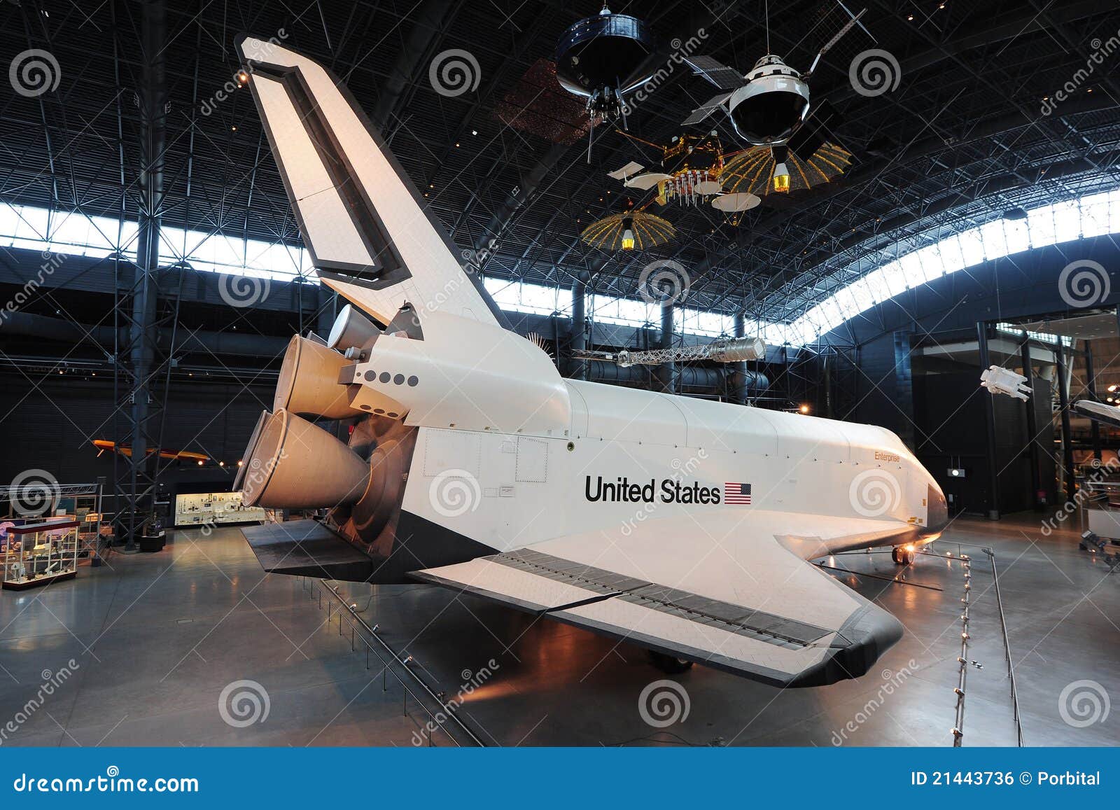 Space shuttle editorial photo. Image of shuttle, flight - 21443736