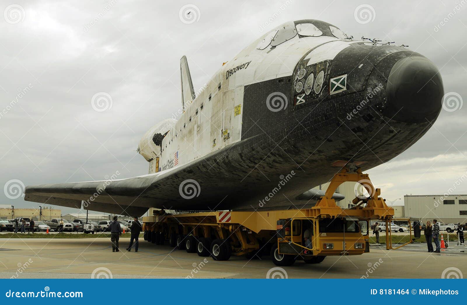 Space shuttle stock photo. Image of military, space, flying - 8181464