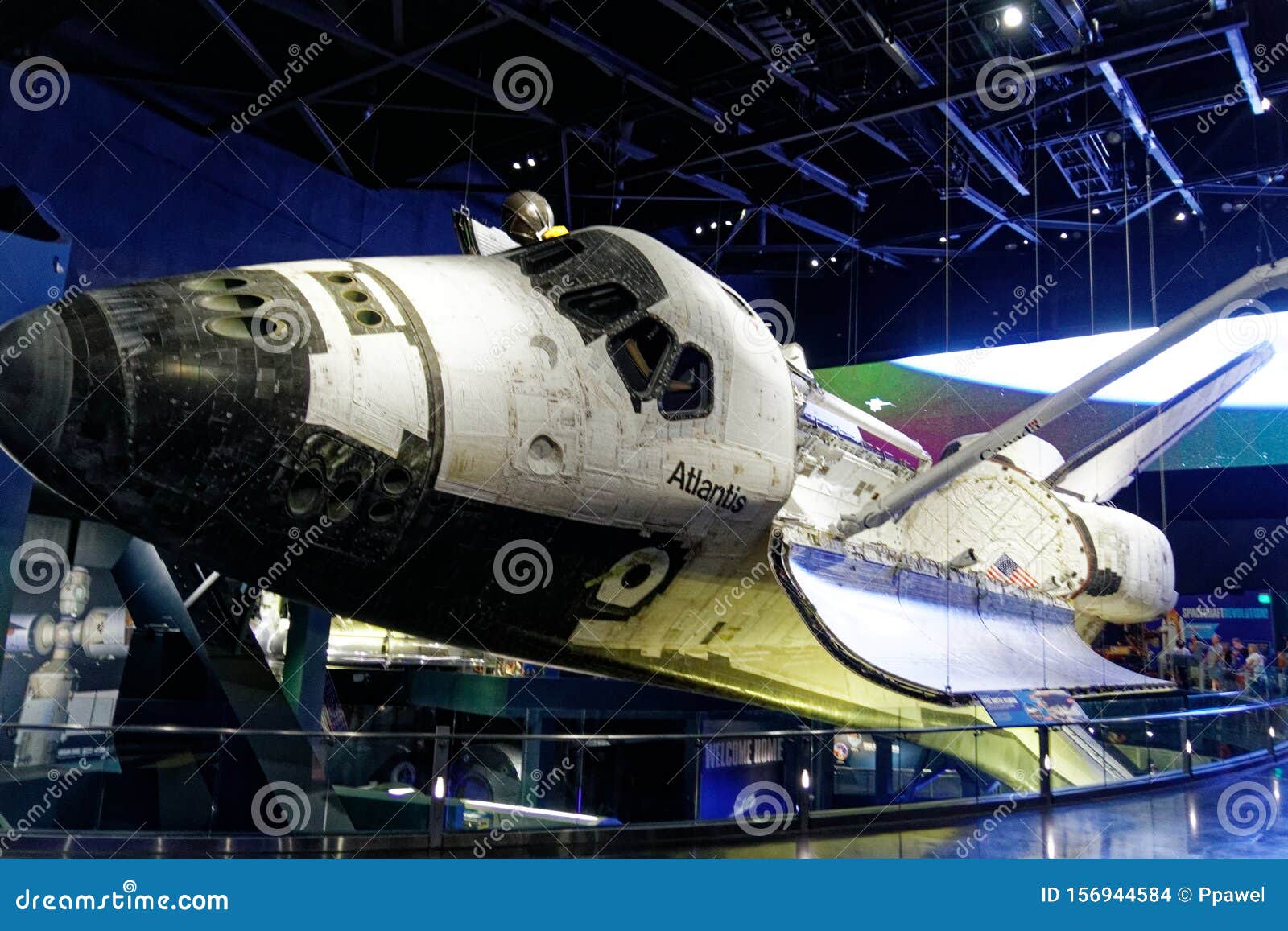 Space Shuttle Atlantis in Kennedy Space Center Editorial Stock Image ...
