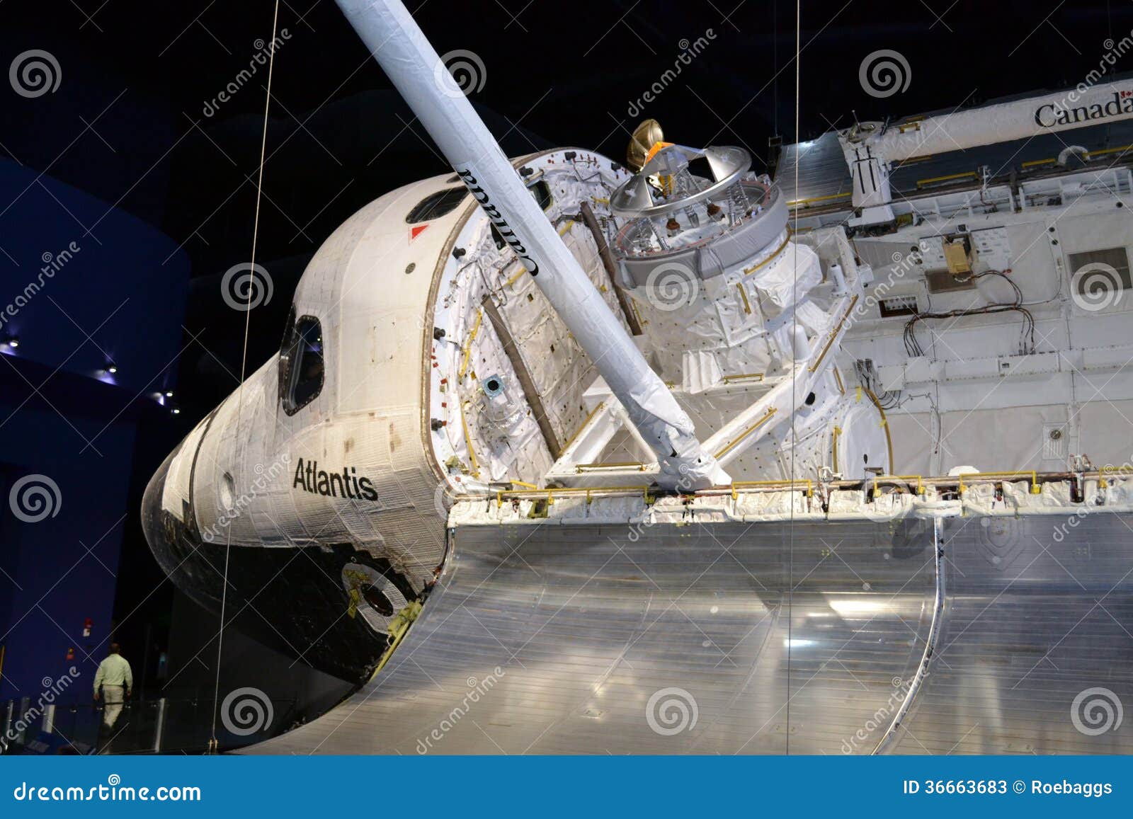 Space Shuttle Atlantis editorial stock photo. Image of open - 36663683