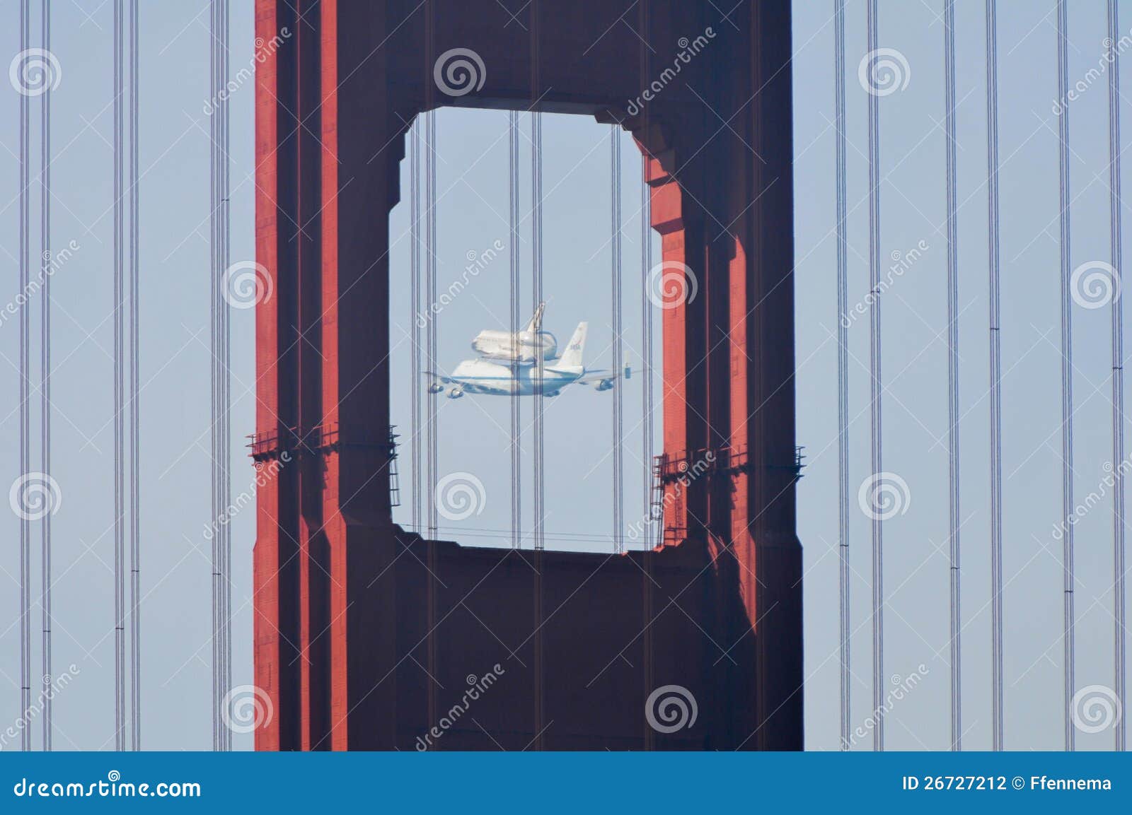 Space Shuttle Endeavour and Golden Gate Bridge Editorial Photography ...