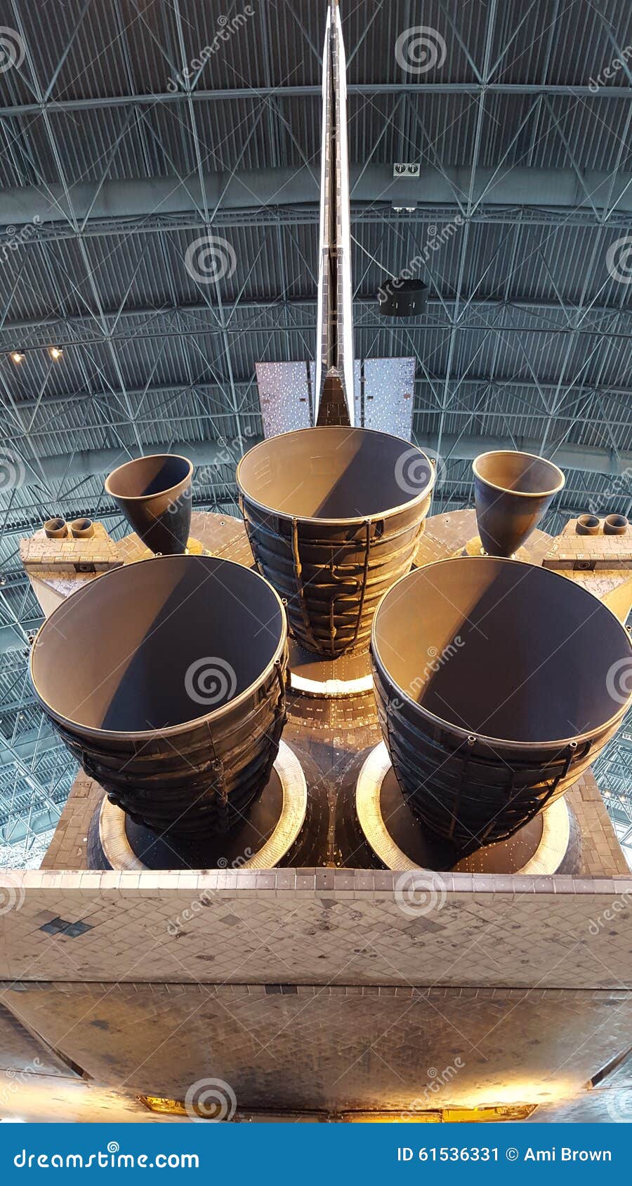 Space Shuttle Exhaust No2 editorial photo. Image of nasa - 61536331