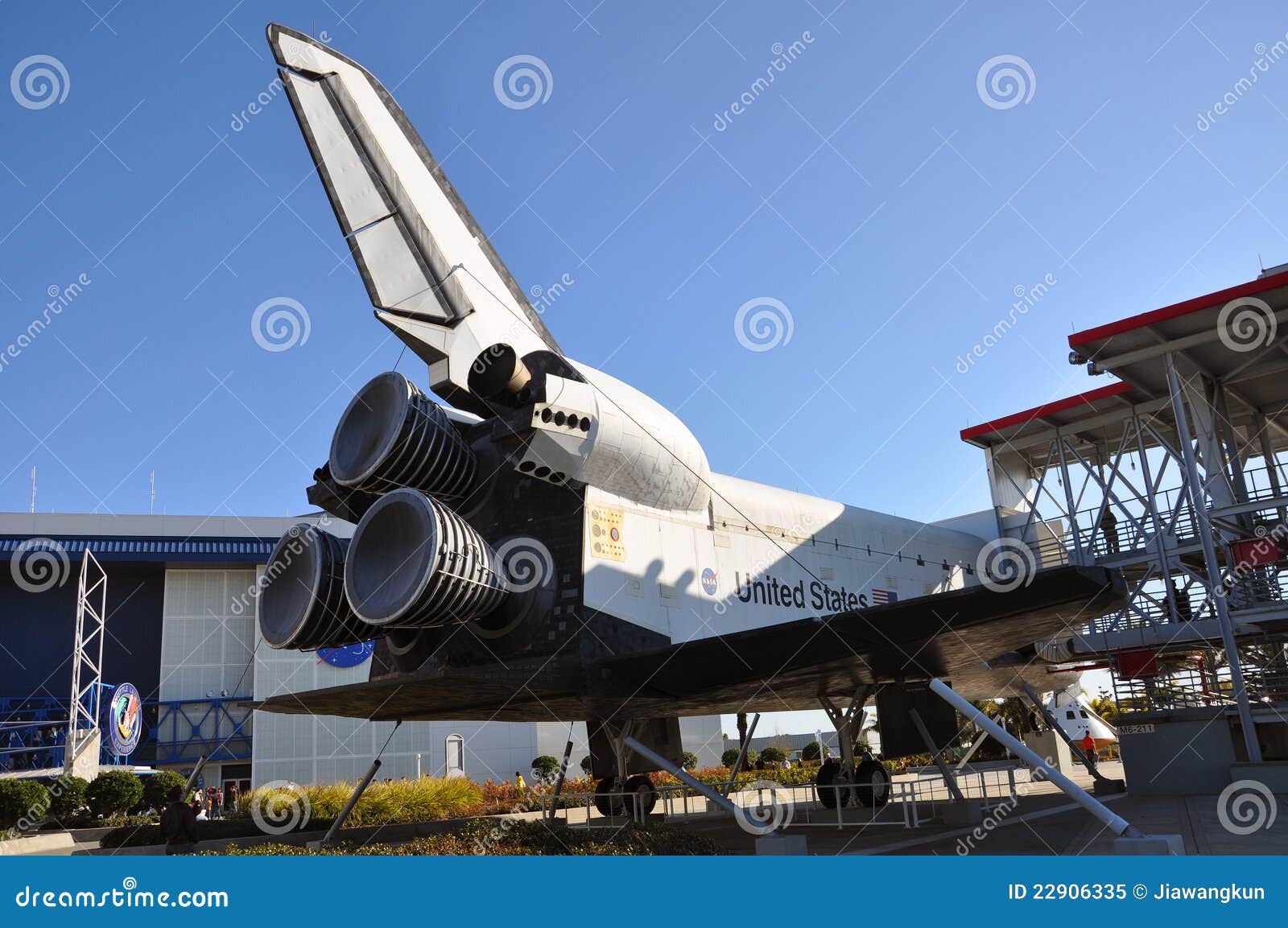 Space Shuttle Explorer, Florida, USA Editorial Image - Image of cosmos ...
