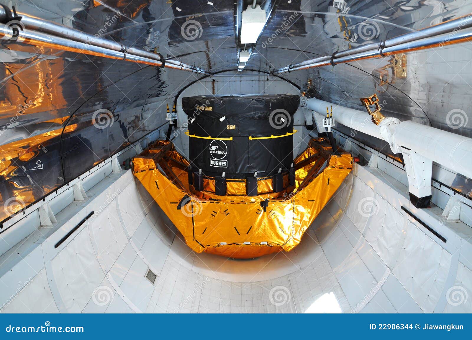 Space Shuttle Explorer Cargo Bay, Florida Editorial Stock Image - Image ...
