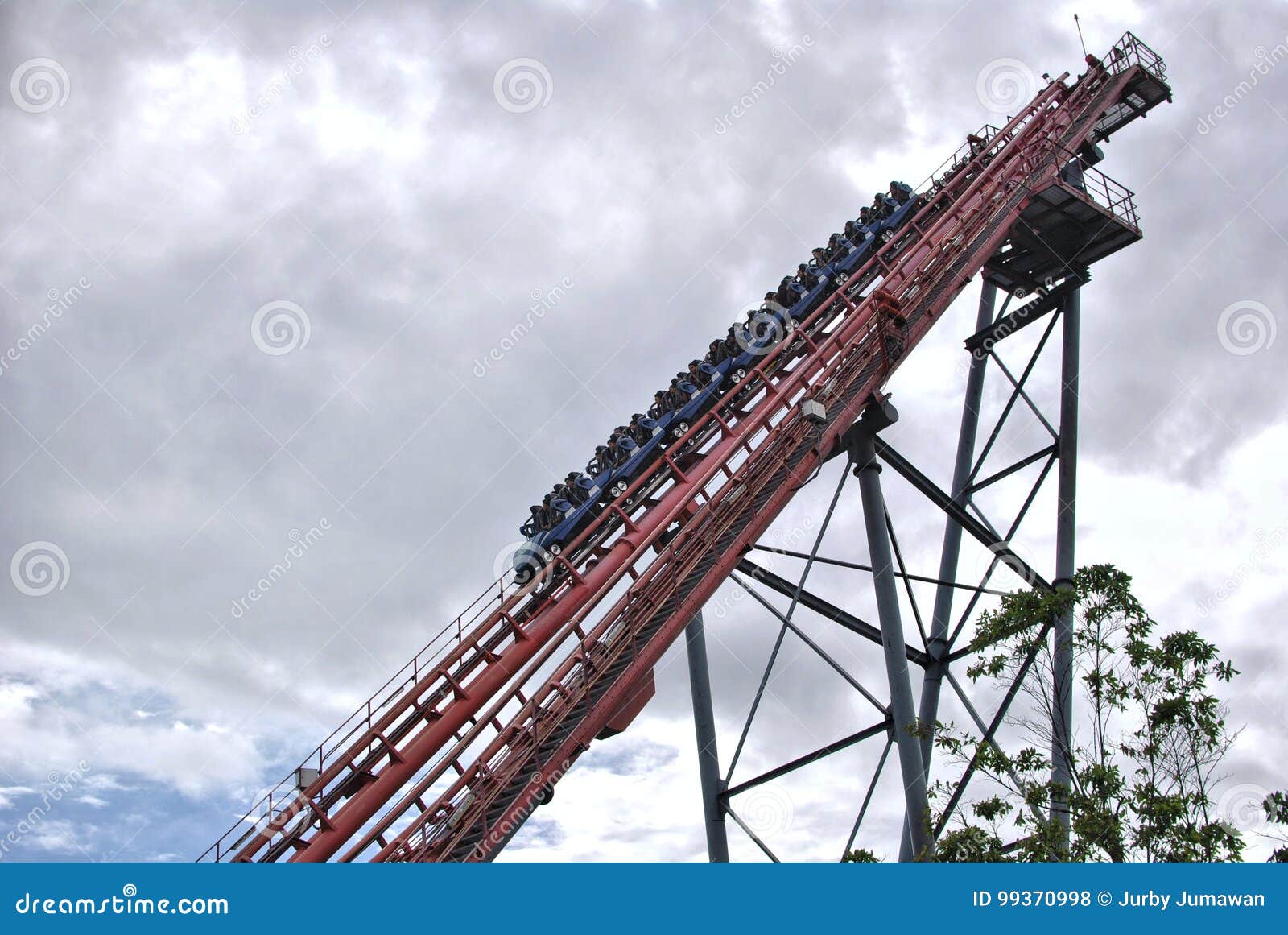 Enchanted Kingdom Space Shuttle Max