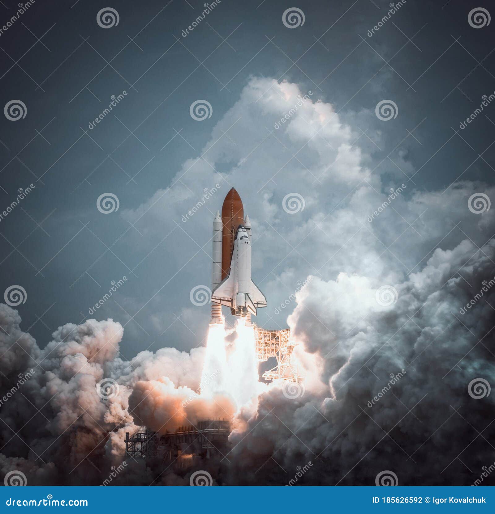 Space Shuttle Launches with Dramatic Smoke Stock Photo - Image of motor ...