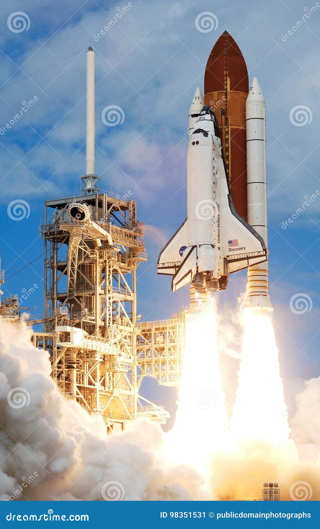 Space Shuttle Start And Take Off Picture. Image: 98351531