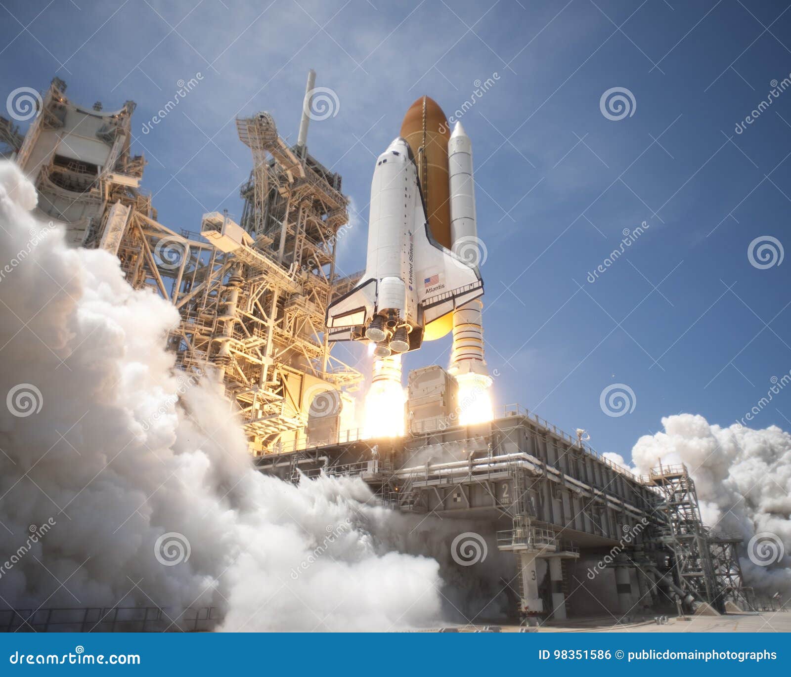 Space Shuttle Start And Take Off Picture. Image: 98351586