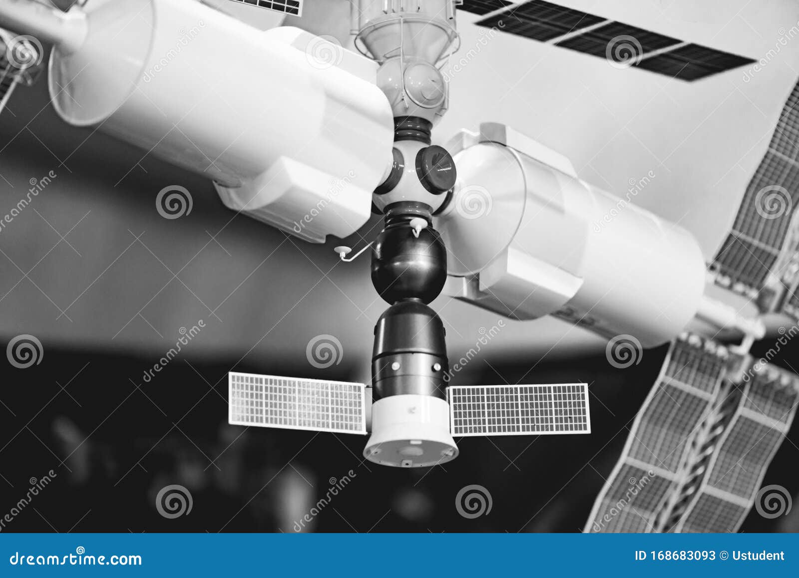 Space station Sputnik stock image. Image of star, apollo - 168683093