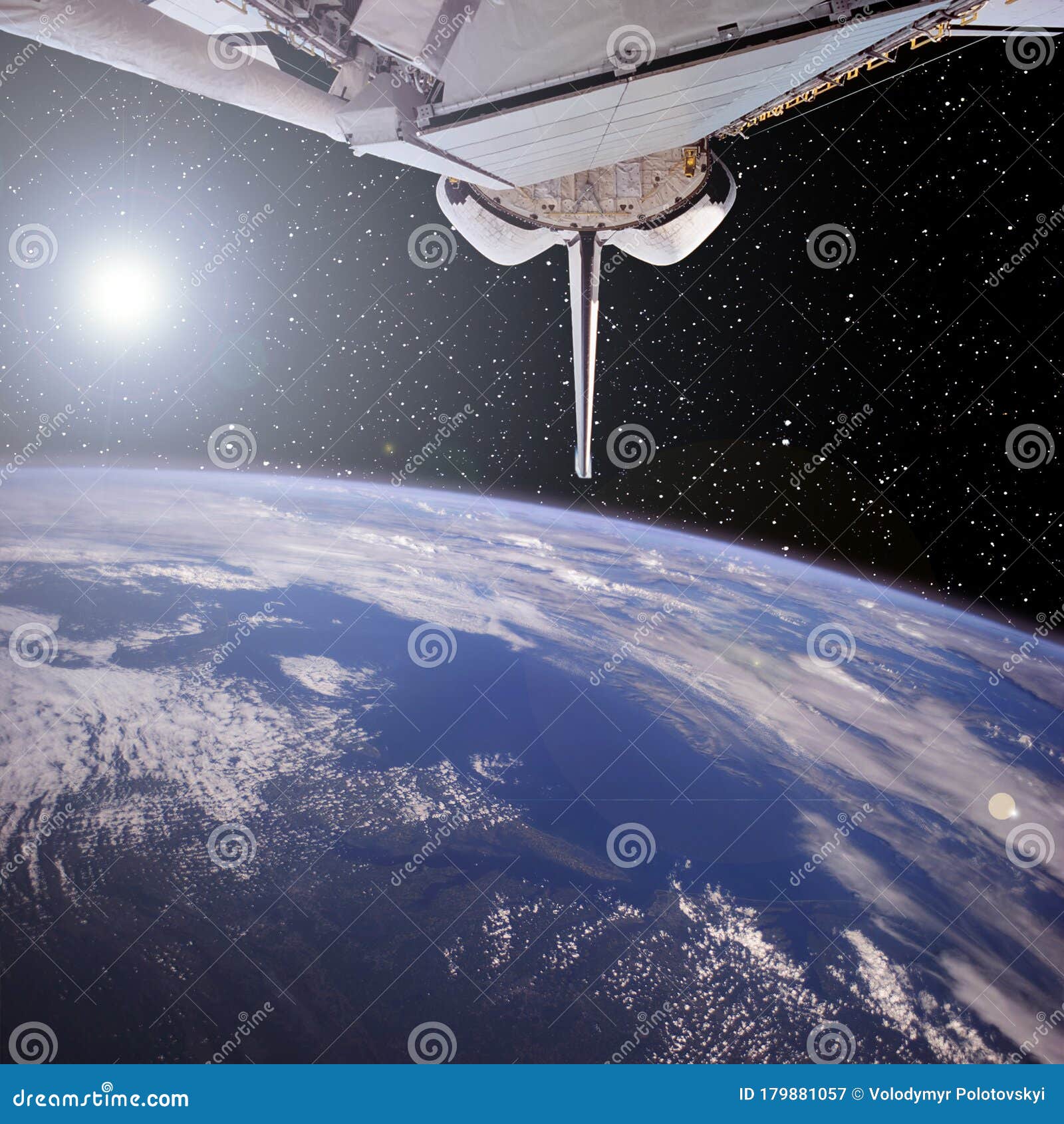 Spacecraft in Outer Space. Shuttle on the Orbite Stock Illustration ...