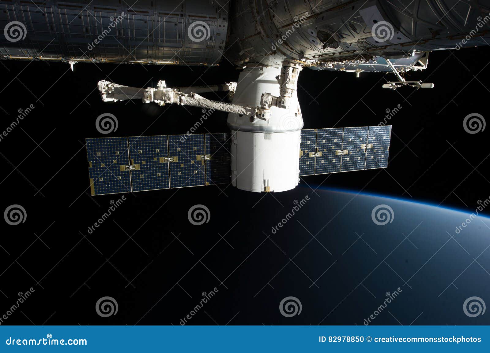 SpaceX COTS On ISS Picture. Image: 82978850