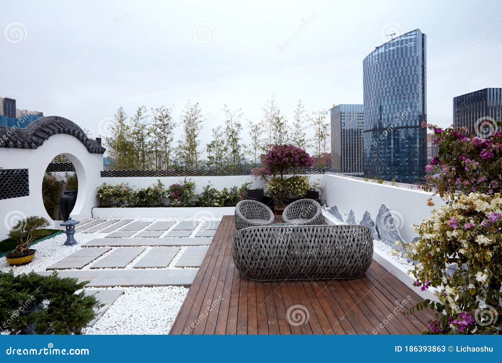 Spacious and Comfortable Balcony, on the Roof of Modern Chinese Office ...