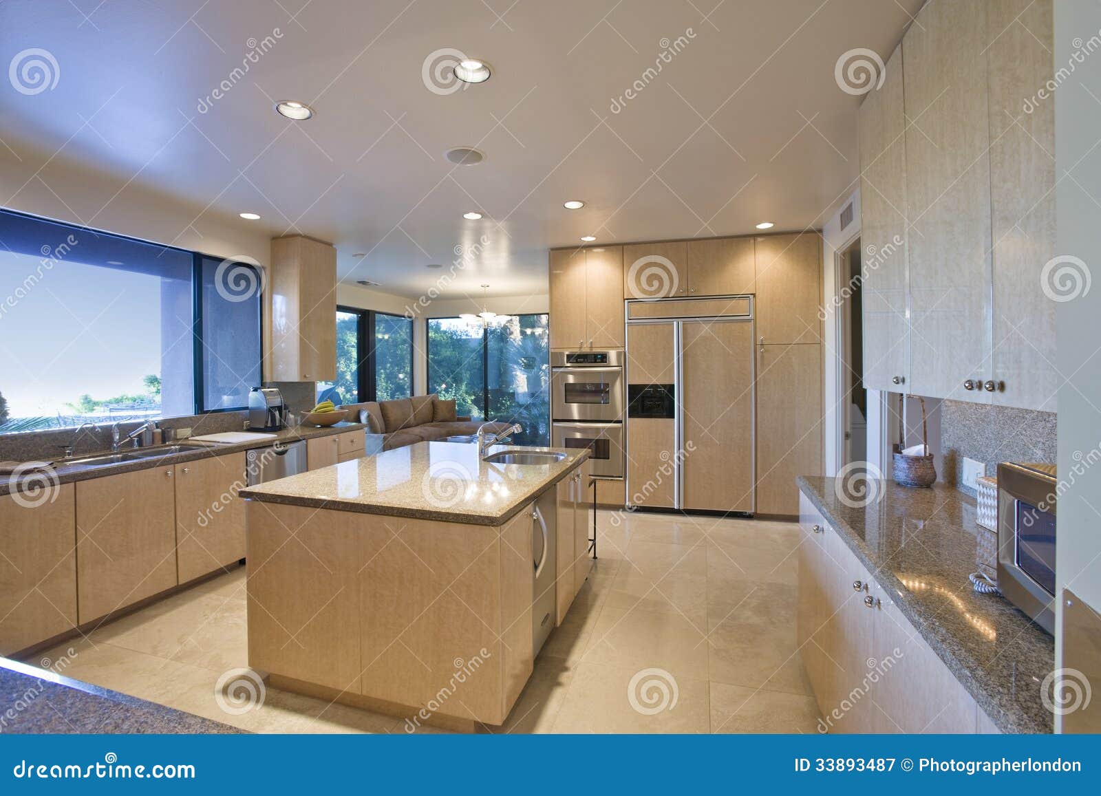 Spacious Kitchen in House stock image. Image of apartment - 33893487
