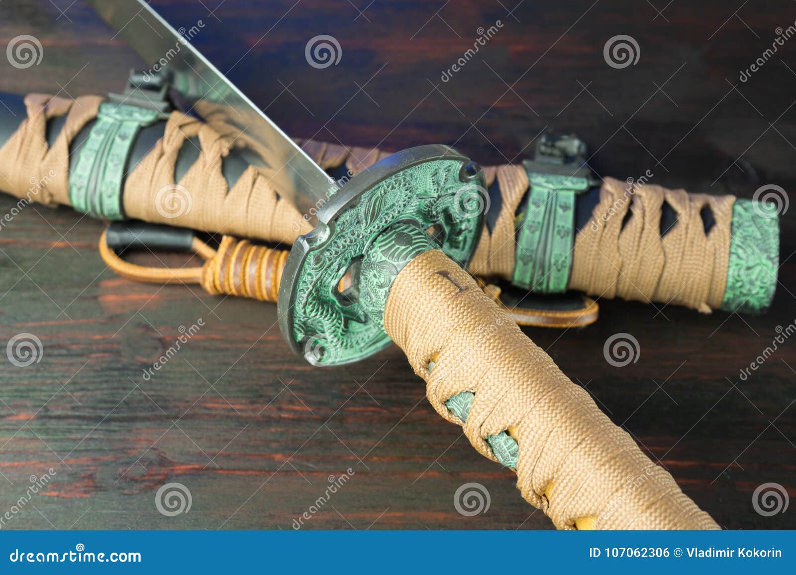 Spada Del Samurai Armi Giapponesi Medievali Fotografia Stock - Immagine ...