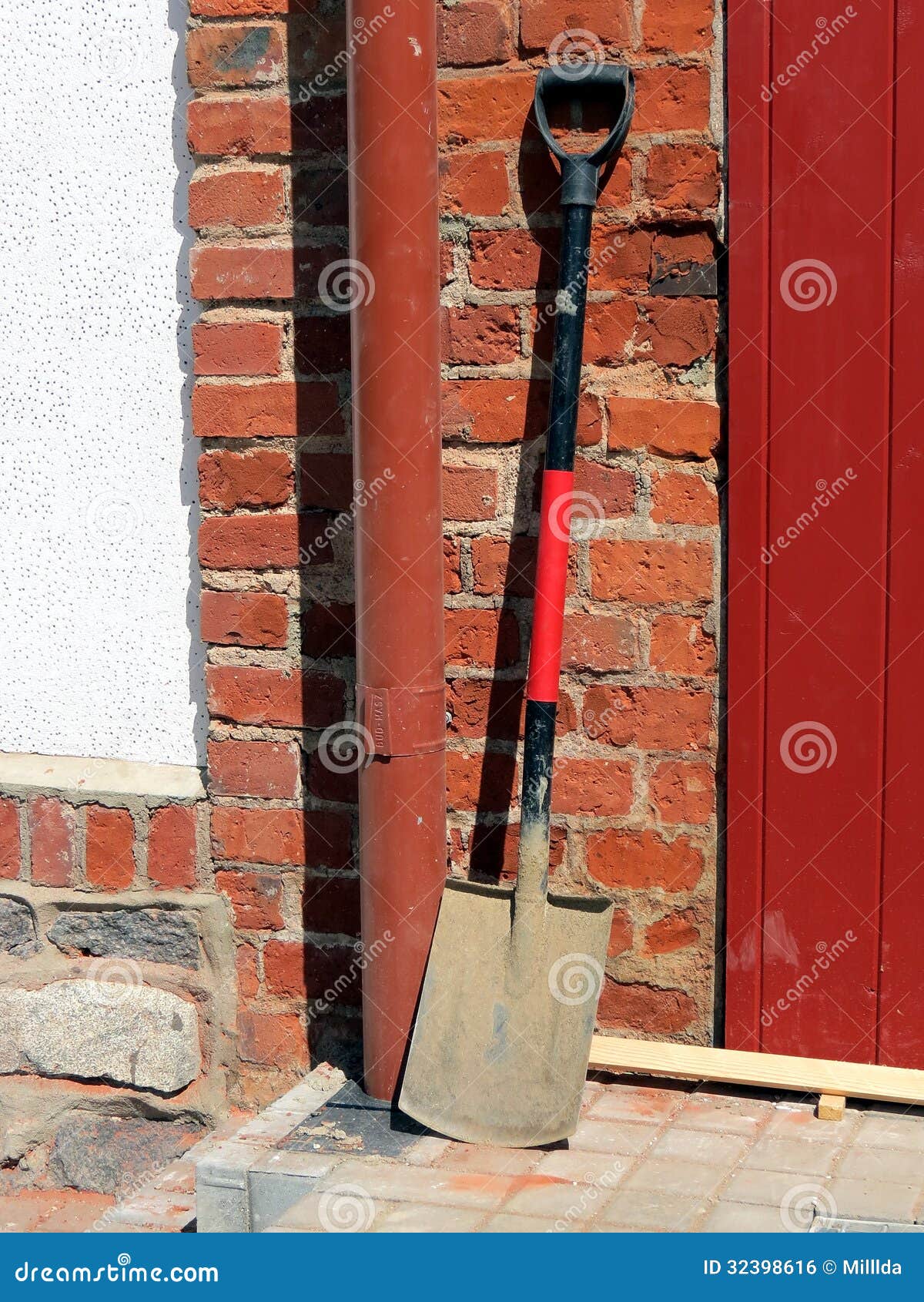 Spade stock photo. Image of place, tool, background, work - 32398616