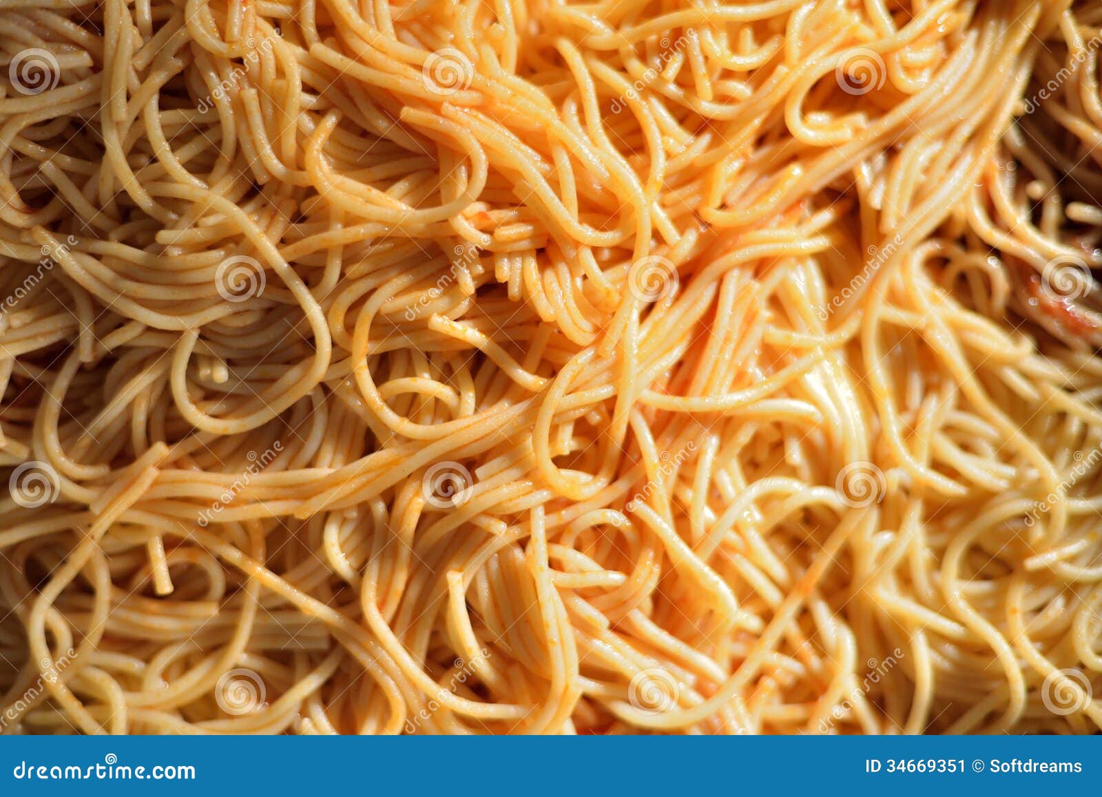 Spaghetti image stock. Image du goût, céréales, sain - 34669351