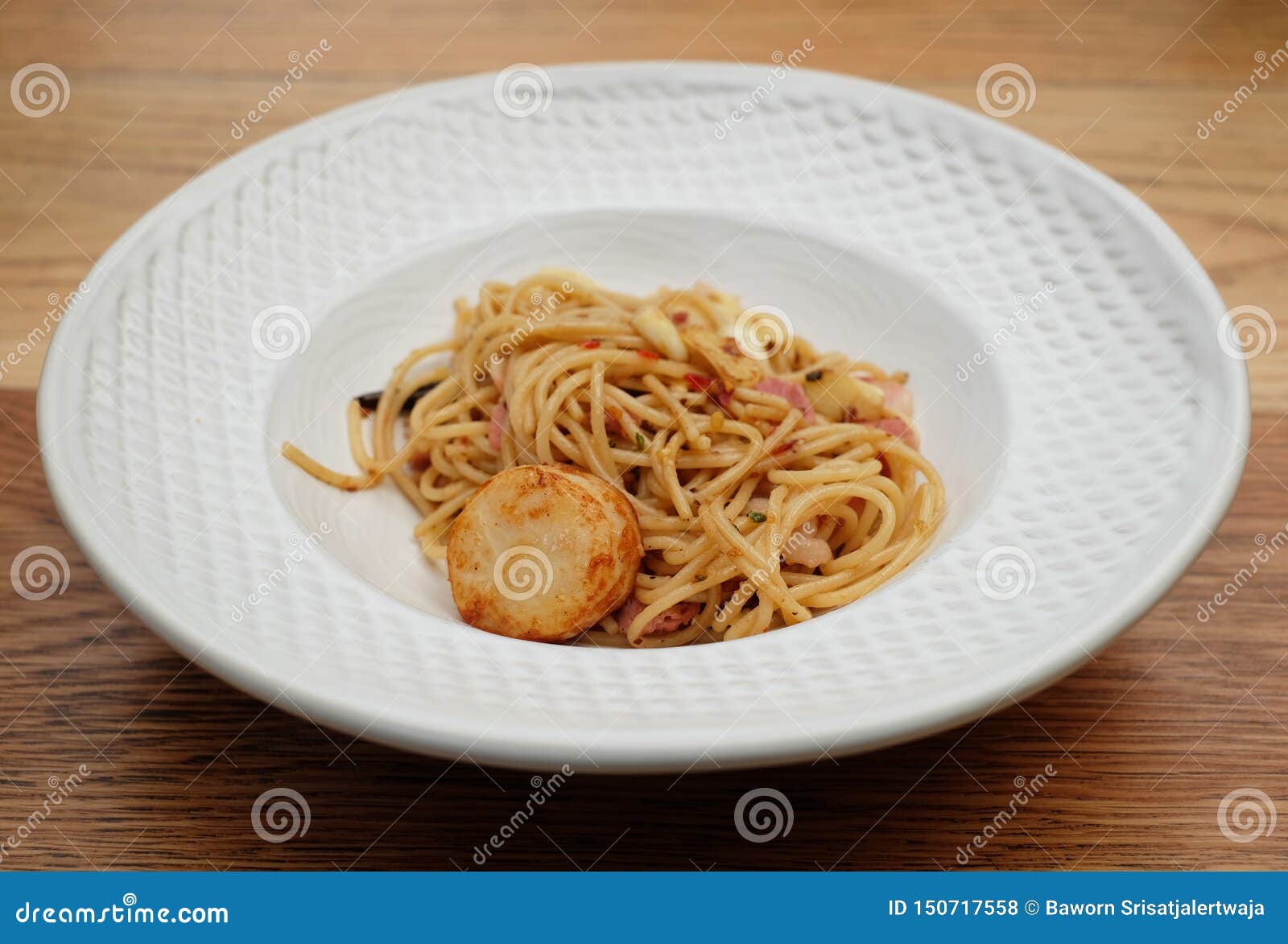 Spaghetti Bacon and Hokkaido Seashell Stock Photo - Image of dinner ...