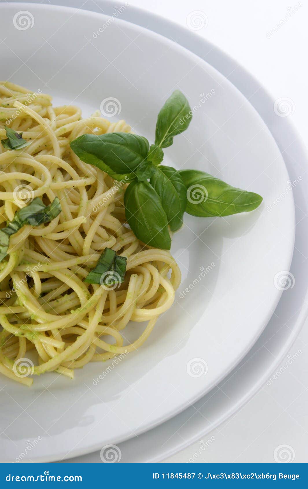 Spaghetti with basilikum stock image. Image of traditional - 11845487