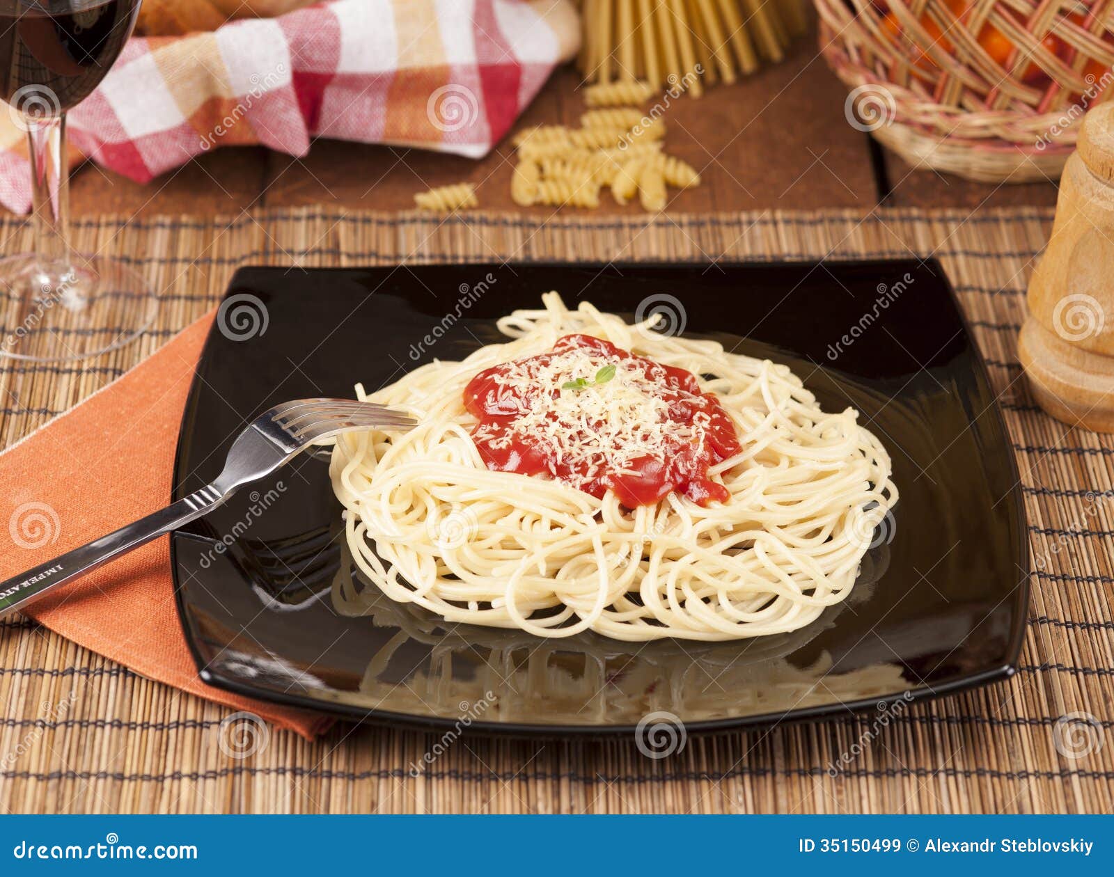 Spaghetti stock image. Image of ingredient, plate, meal - 35150499