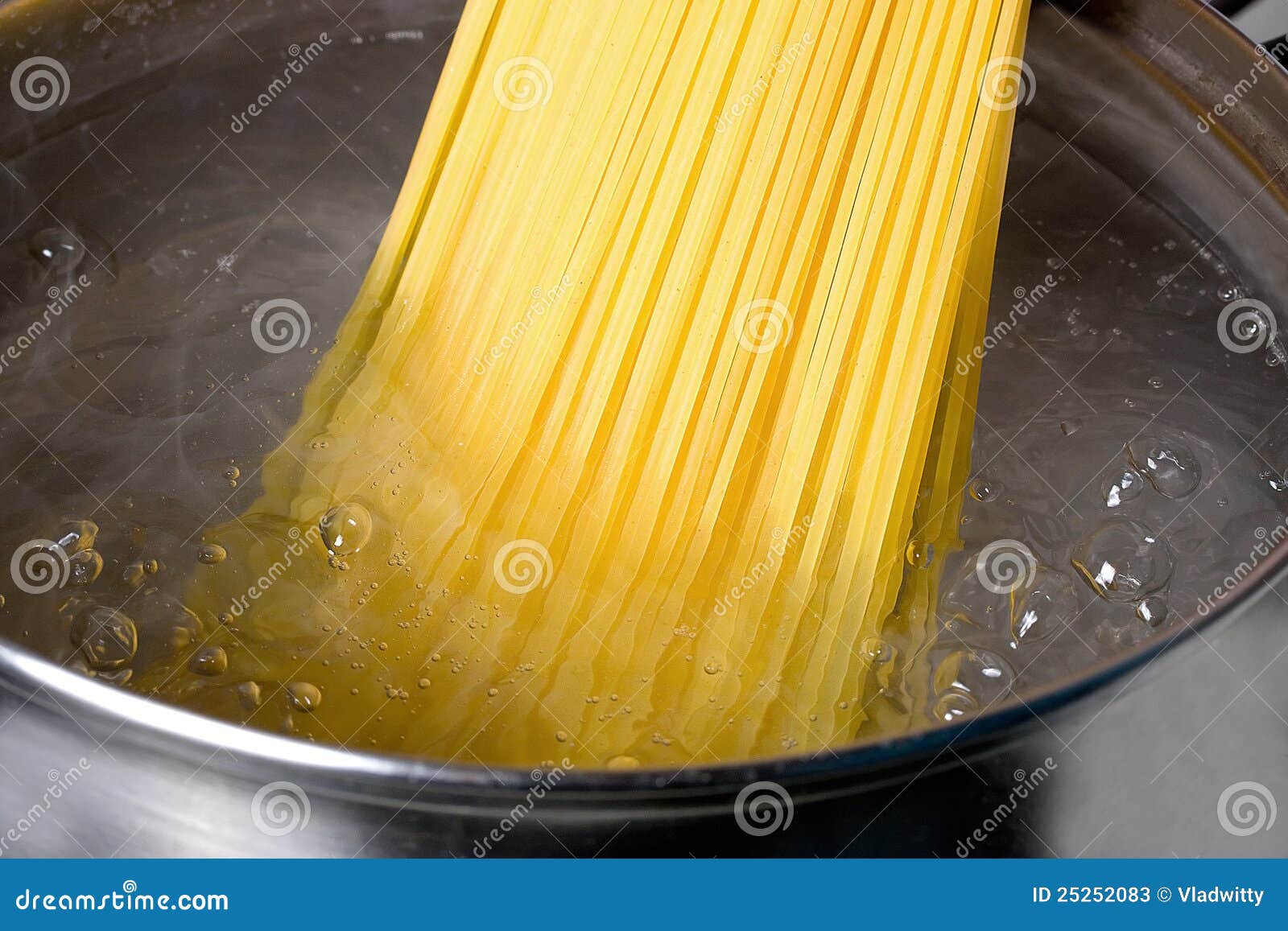 Spaghetti boiled stock image. Image of macaroni, lunch - 25252083