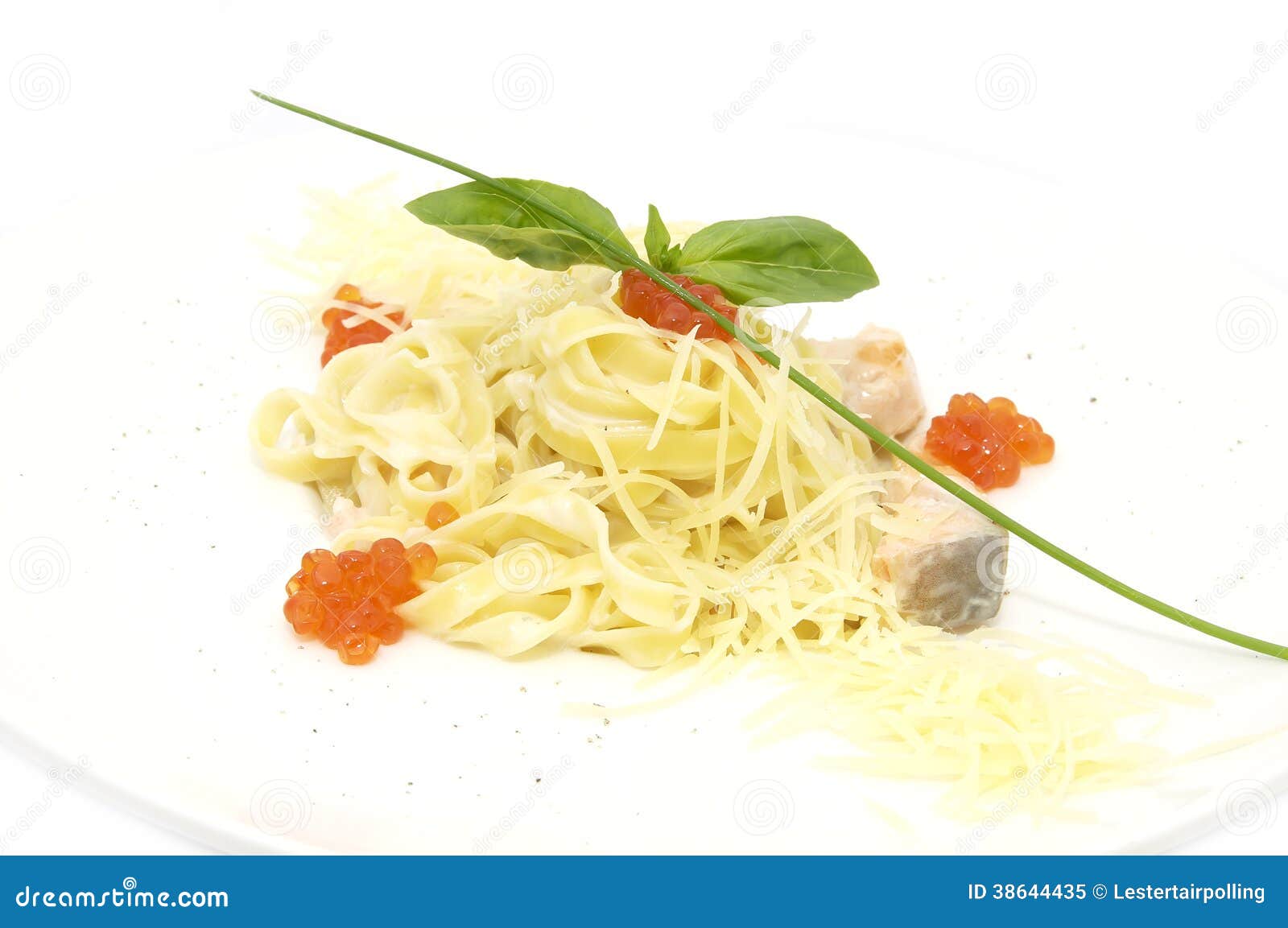 Spaghetti with caviar stock image. Image of noodles, leaf - 38644435