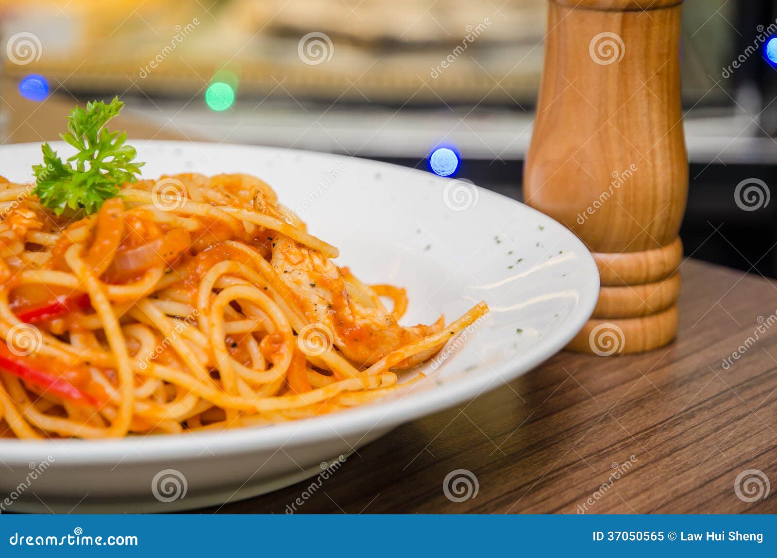 Spaghetti with Chicken Slices Stock Image - Image of mediterranean ...