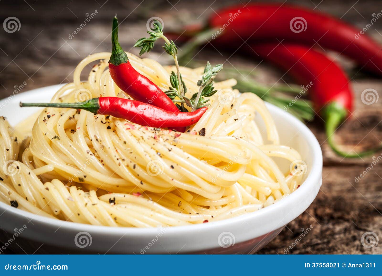 Spaghetti with Chilli. Organic Food Stock Image - Image of herb ...