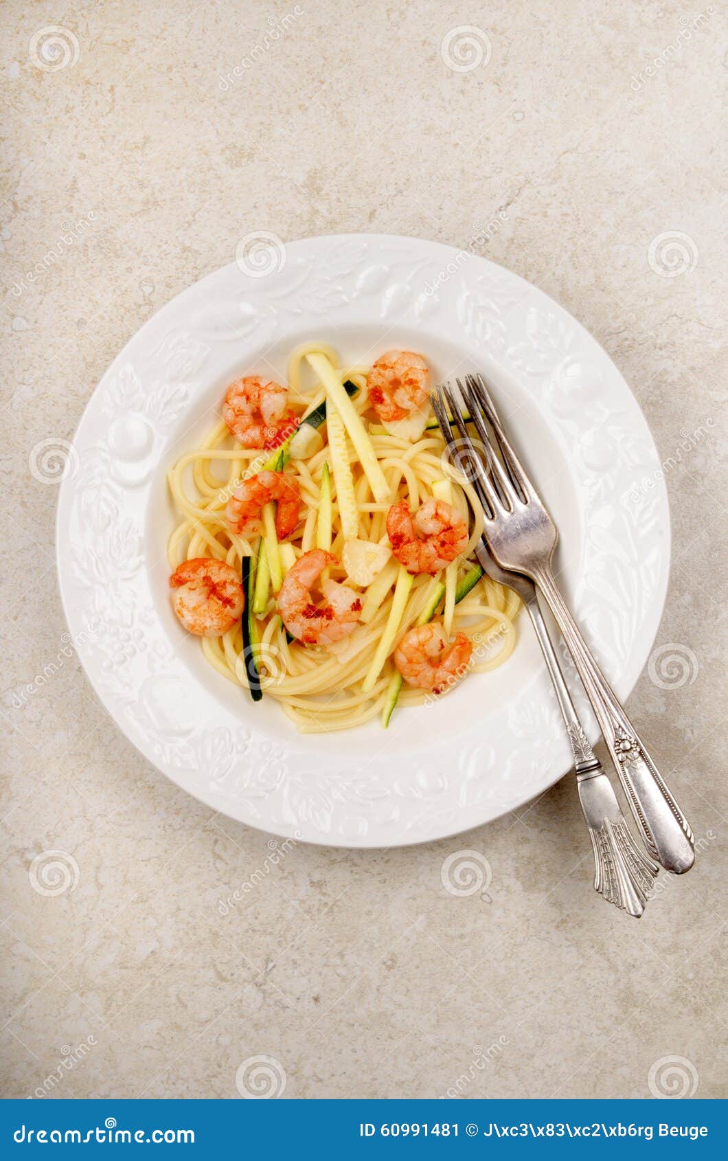 Spaghetti with Courgette Strips, Gartlic and Prawns Stock Image - Image ...