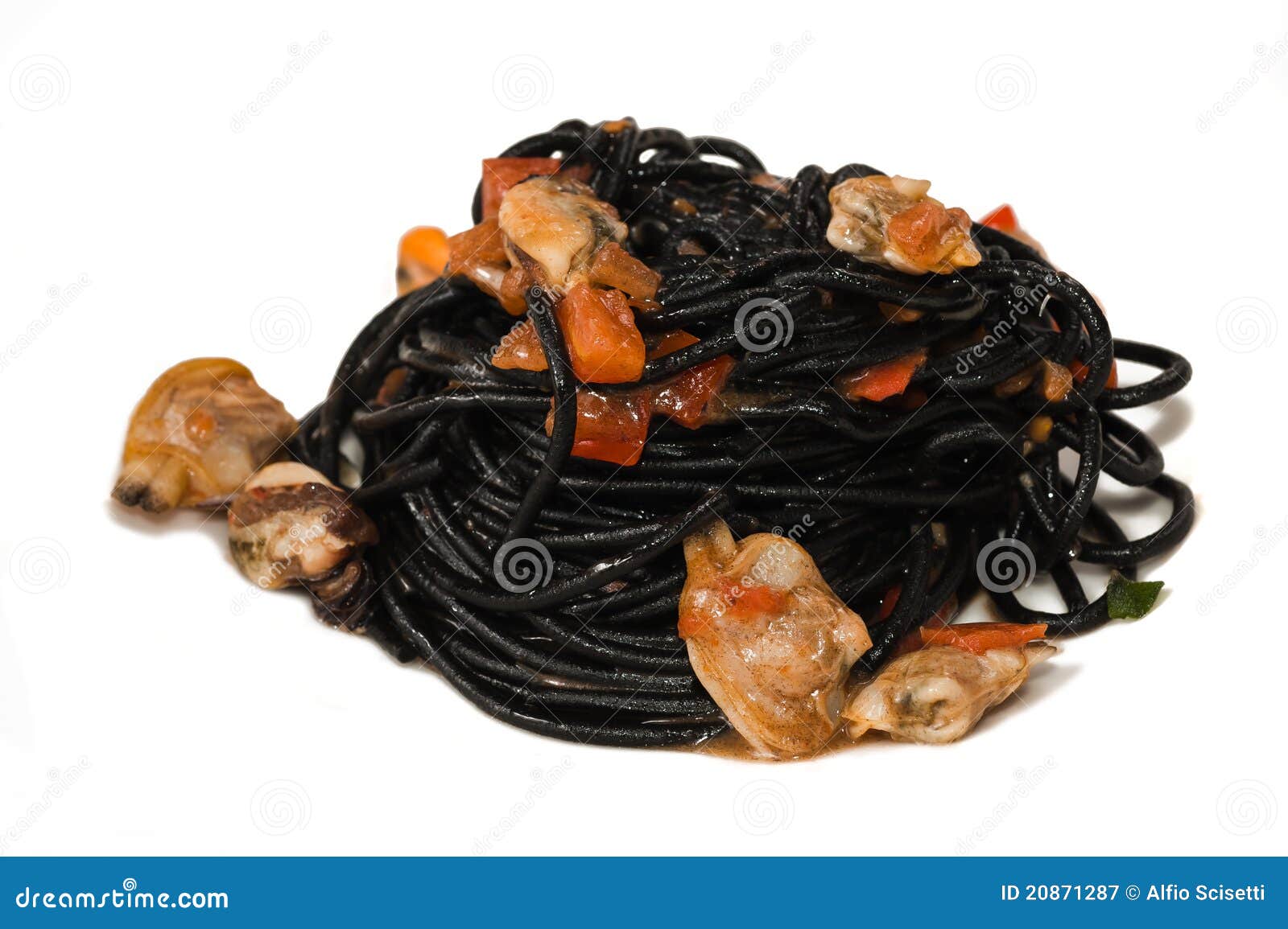 Spaghetti with Cuttlefish Ink Stock Image - Image of fish, pasta: 20871287