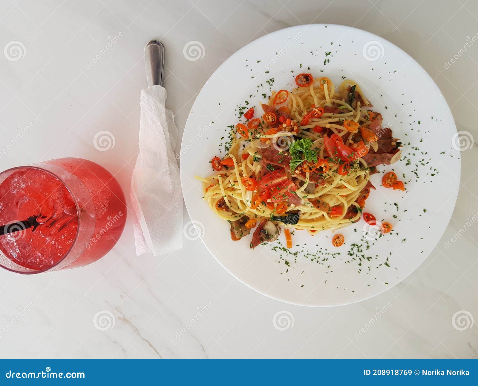 Spaghetti with drinks stock image. Image of produce - 208918769