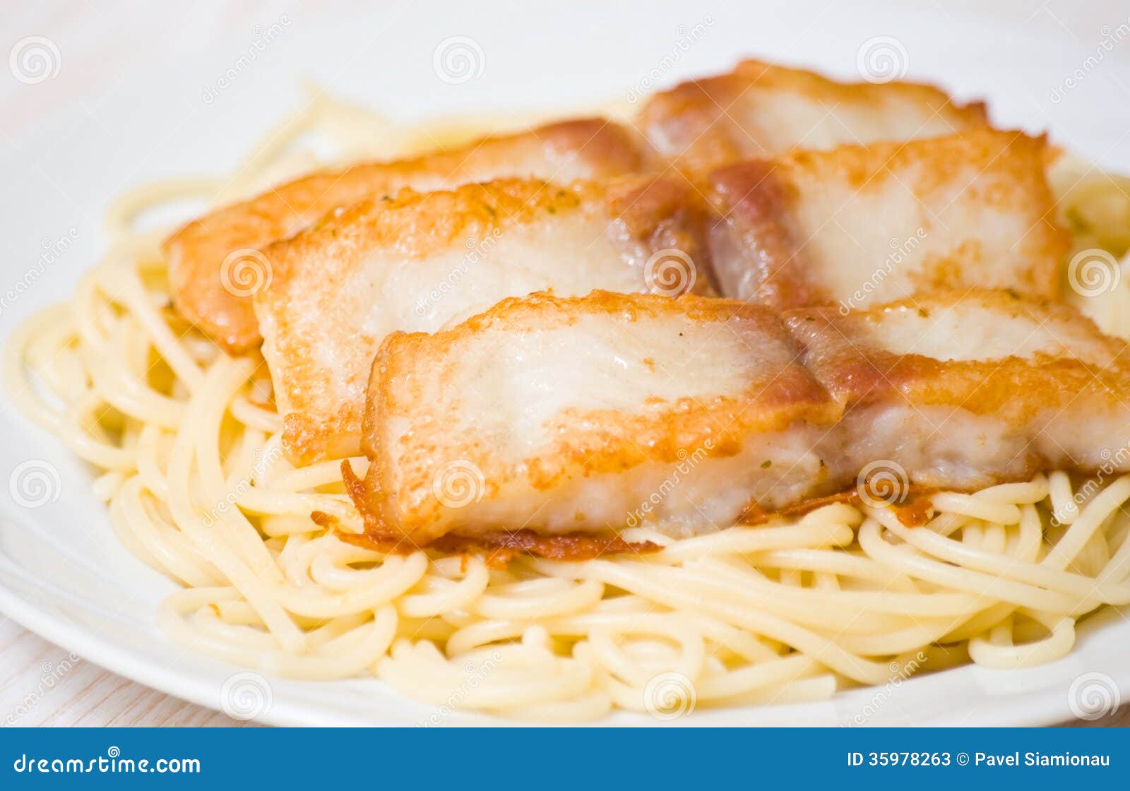 Spaghetti with fish stock image. Image of natural, cuisine - 35978263