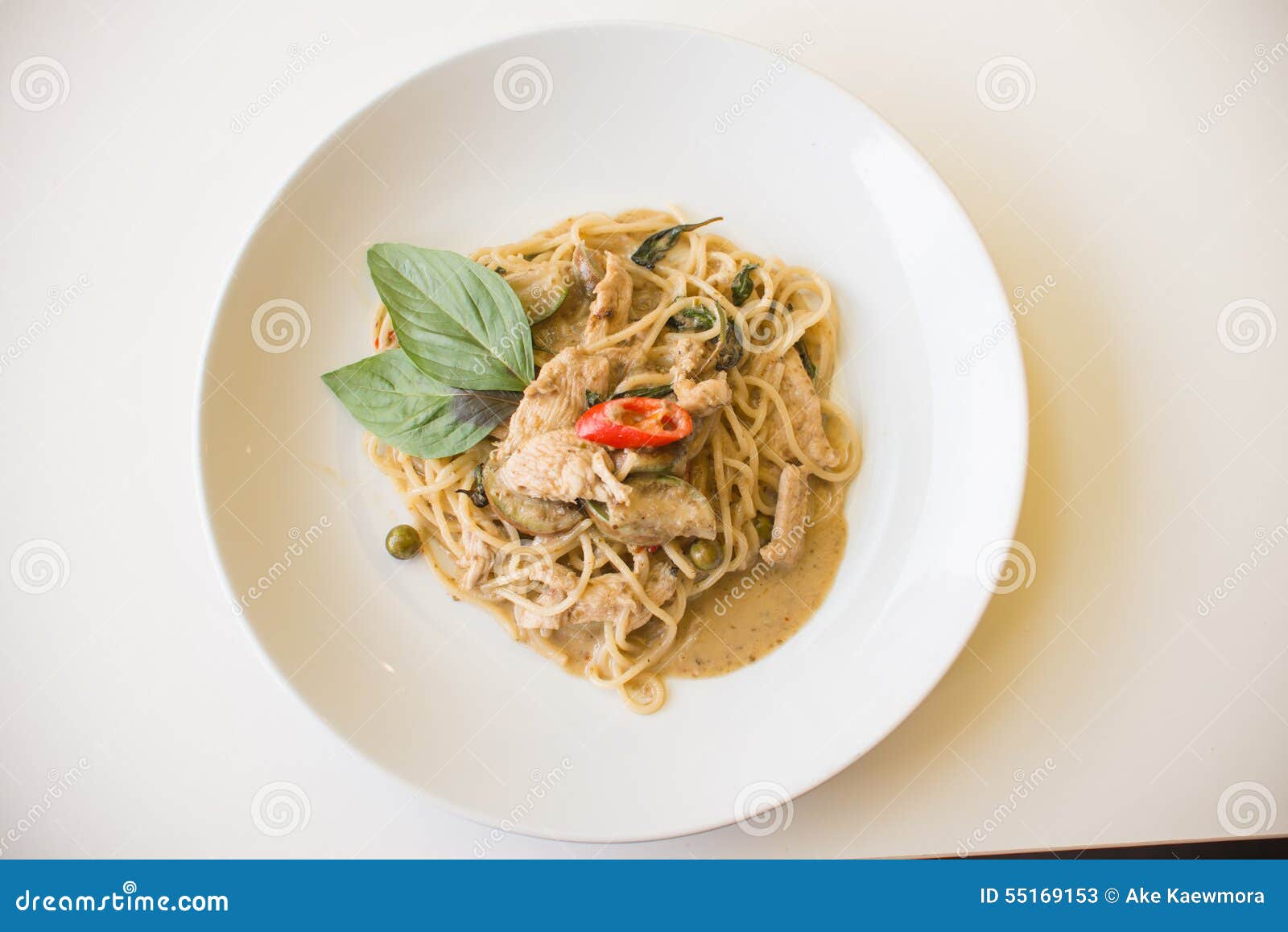 Spaghetti Green Curry Chicken Stock Image - Image of chicken, meal ...