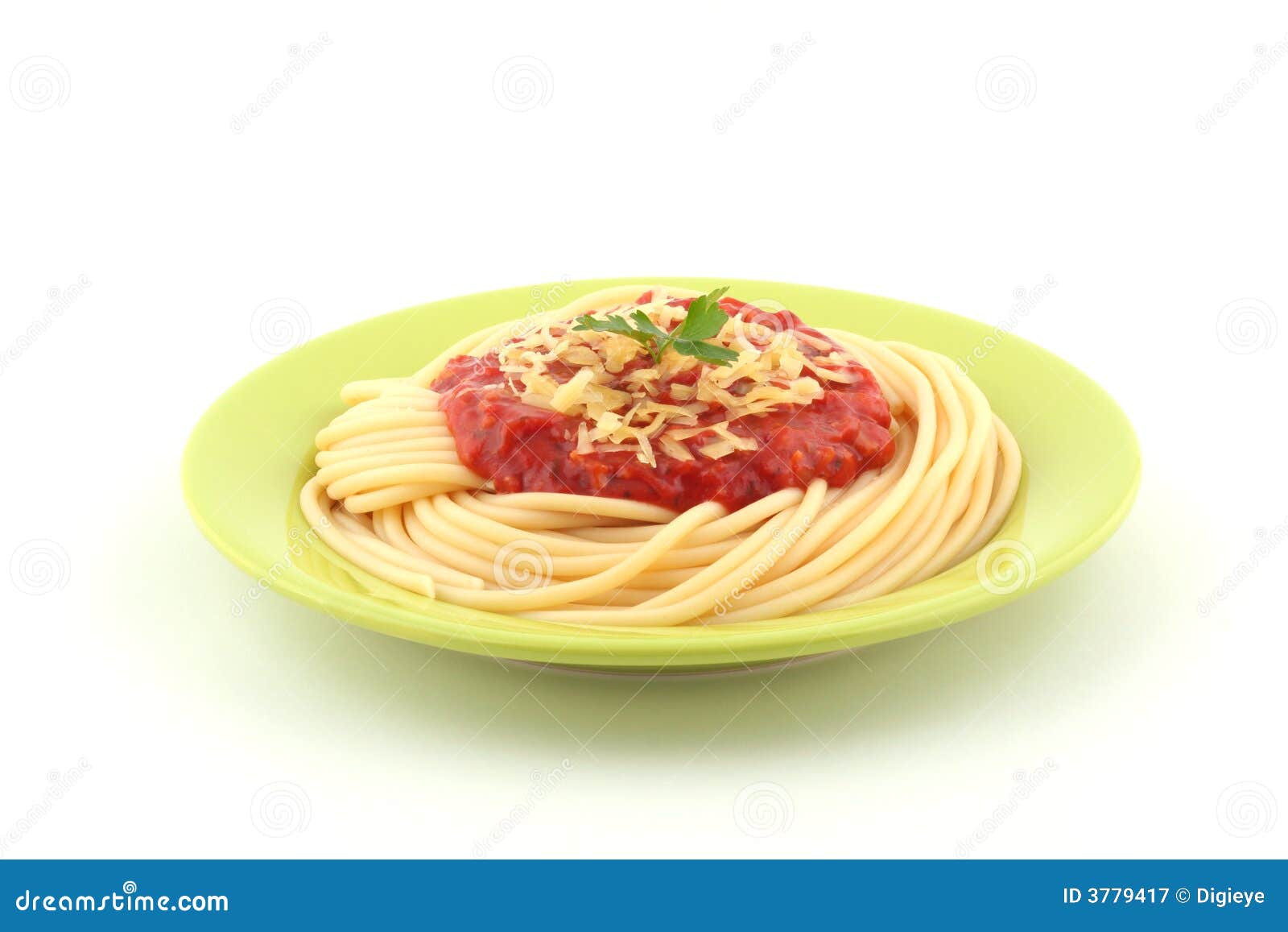 Spaghetti on green plate stock image. Image of spaghetti - 3779417