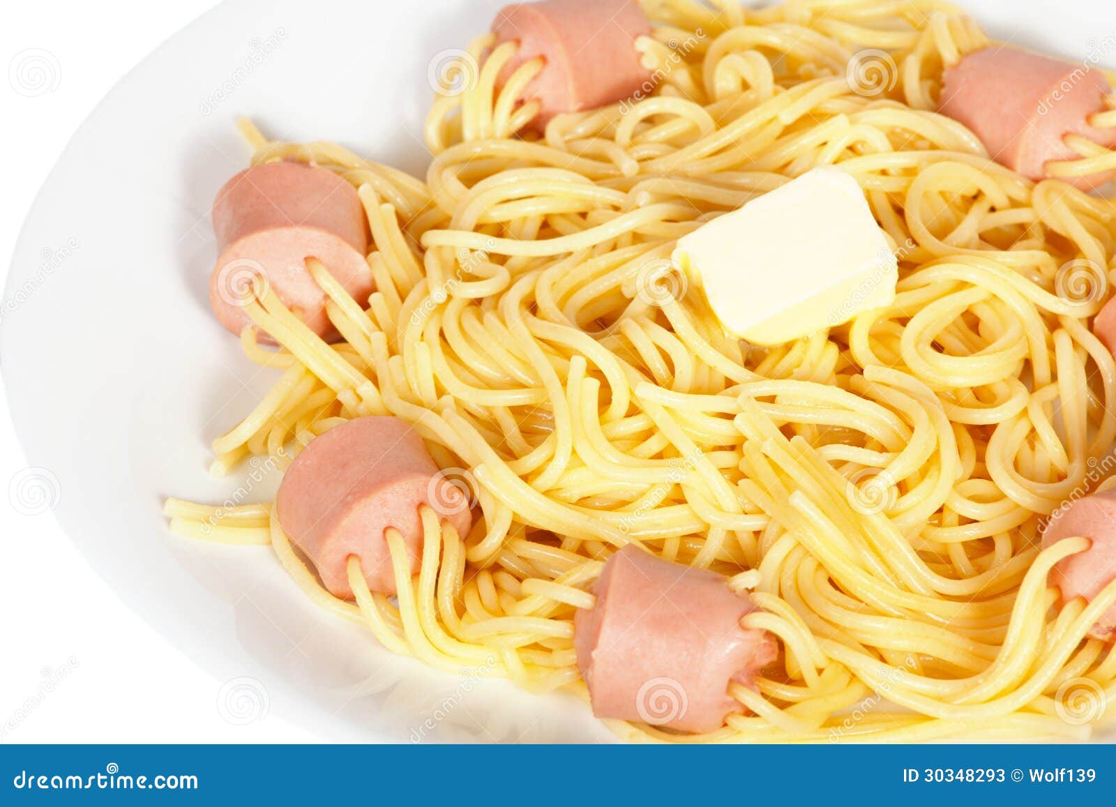 Spaghetti met worst stock afbeelding. Image of producten - 30348293