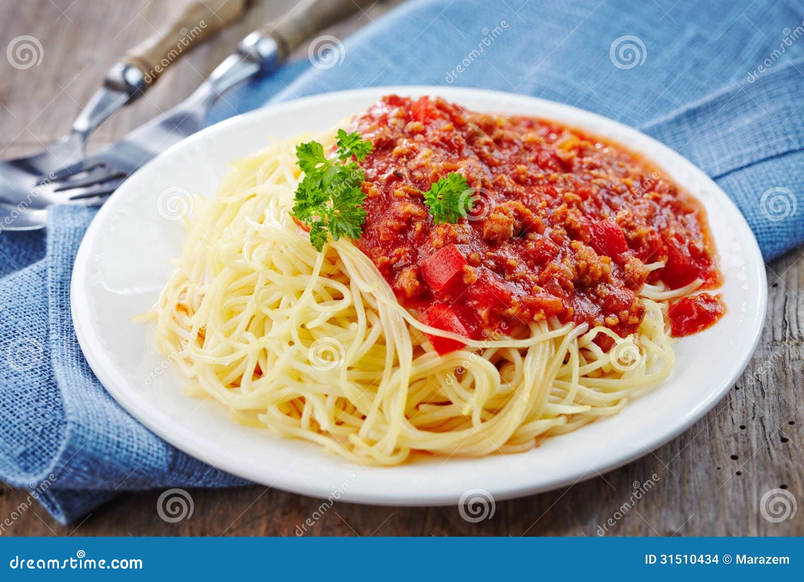 Spaghetti with minced meat stock photo. Image of meal - 31510434