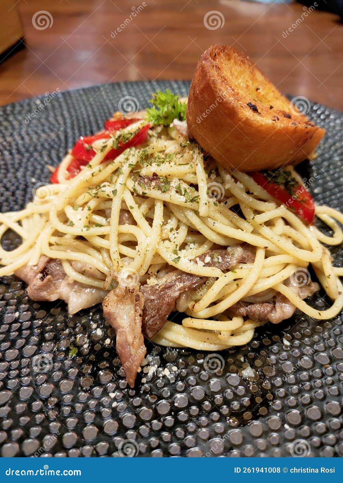 Spaghetti oglio olio beef stock photo. Image of spaghetti - 261941008