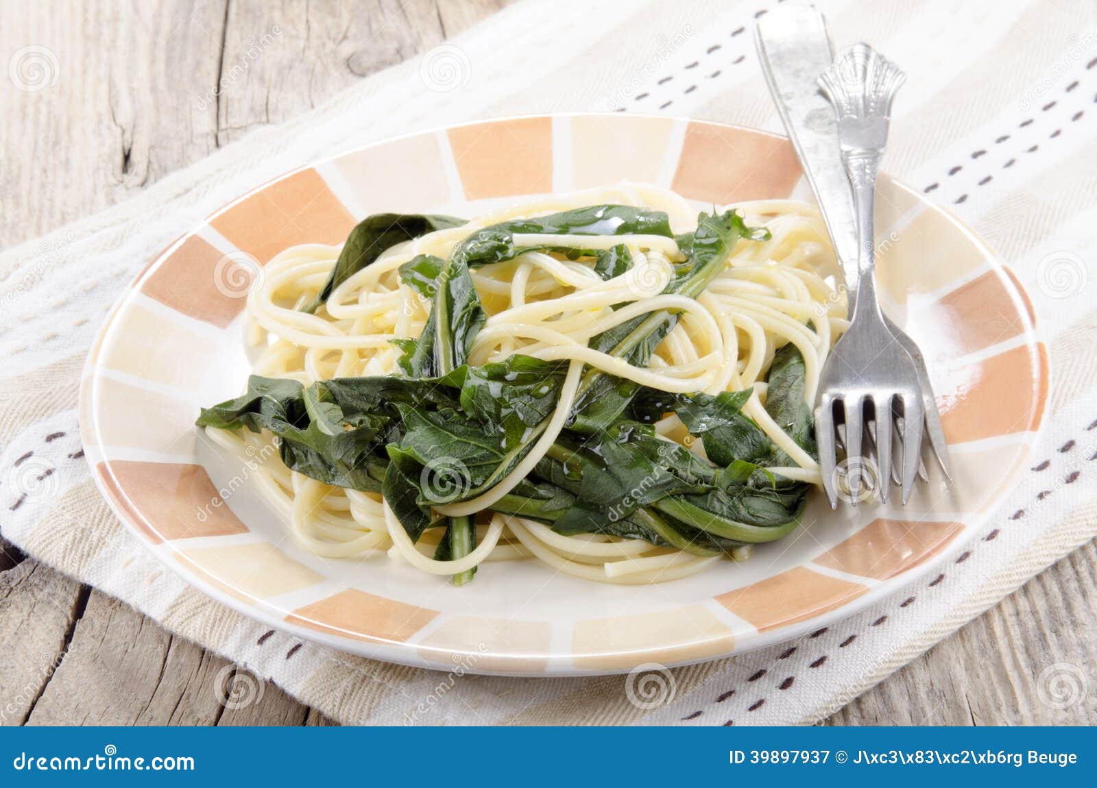 Spaghetti with Organic Dandelion Stem Stock Image - Image of fork ...