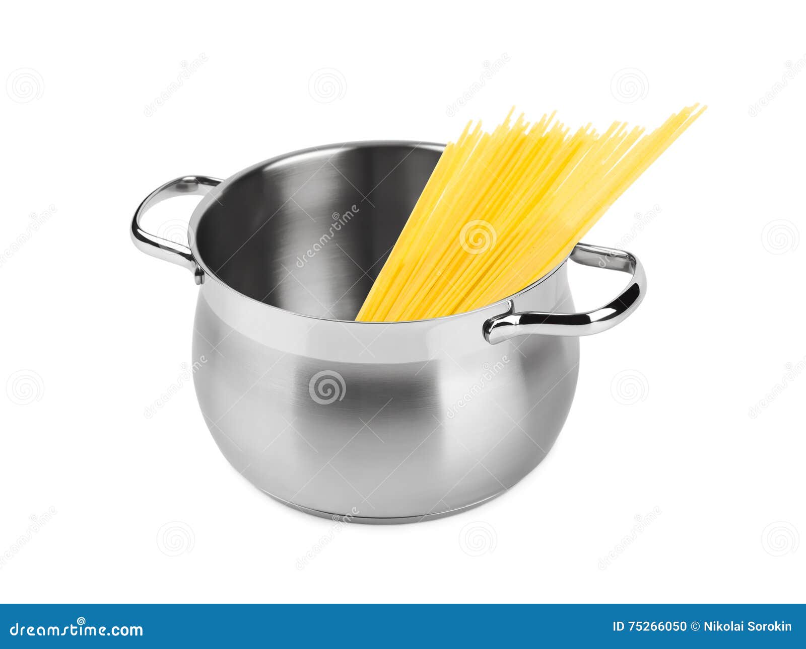 Spaghetti in pan stock photo. Image of cuisine, kitchen - 75266050