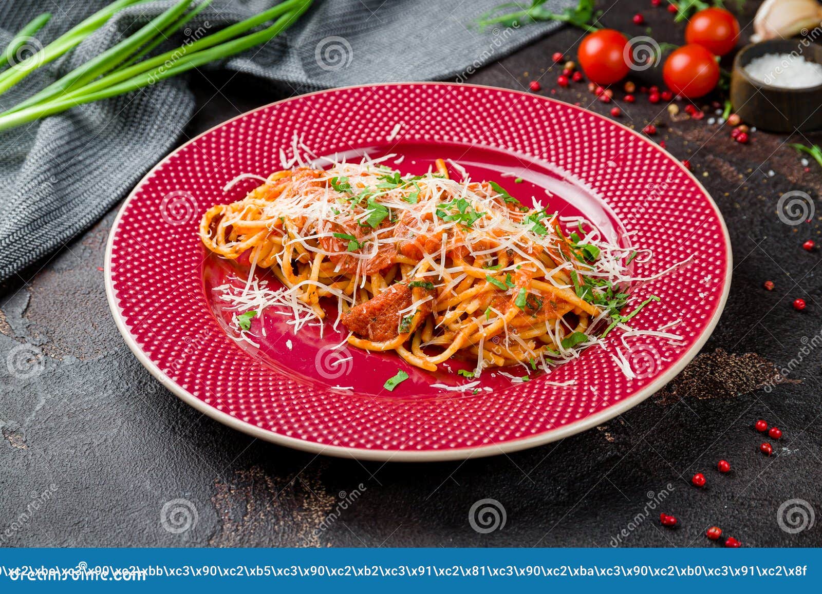 Spaghetti with Pepperoni on Red Plate on Dark Concrete Table Stock ...