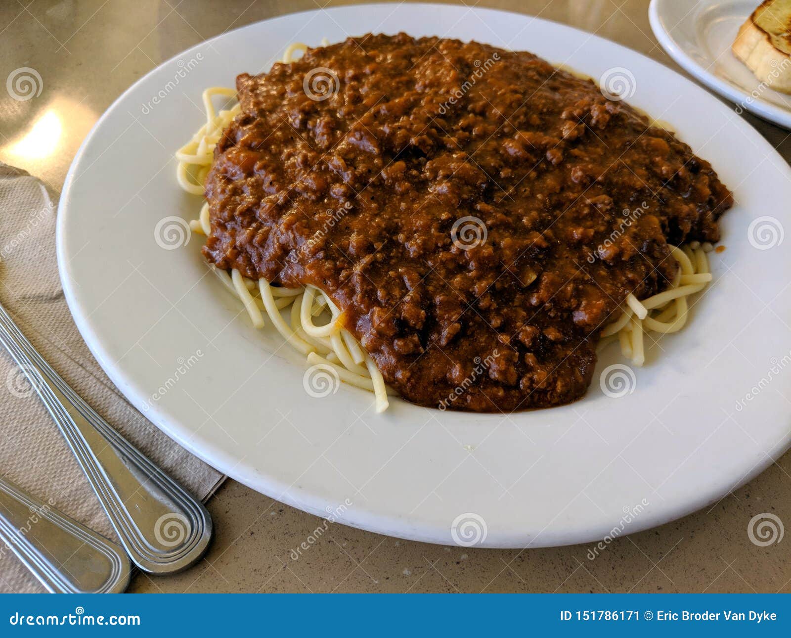 Spaghetti On A Plate Stock Photography | CartoonDealer.com #15734150
